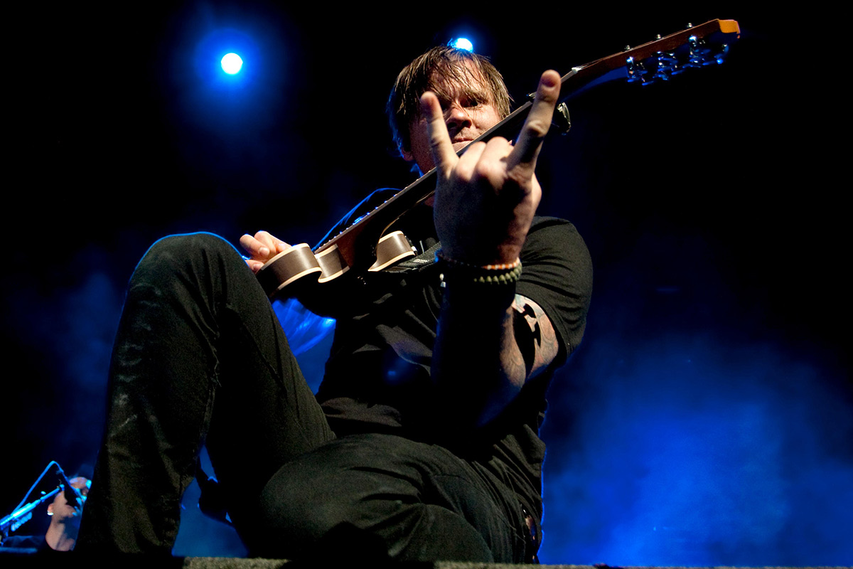 Tom DeLonge promises great things from blink-182's new album