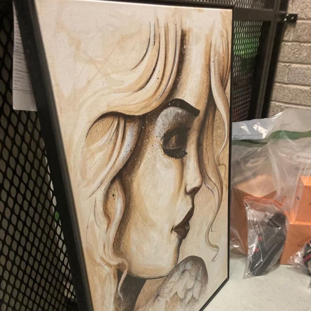 Artwork, machetes and ammunition seized by PSNI | News - Cool FM