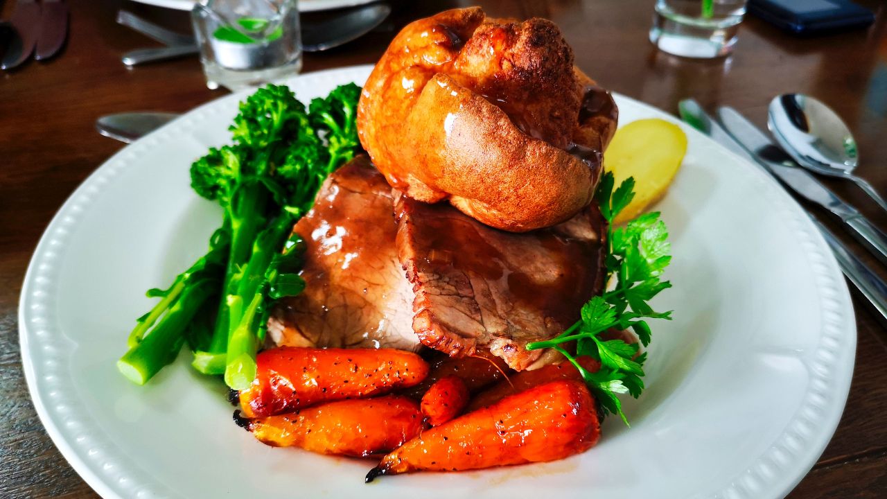 Two NI venues make list of BEST spots for Sunday Roasts in the UK ...