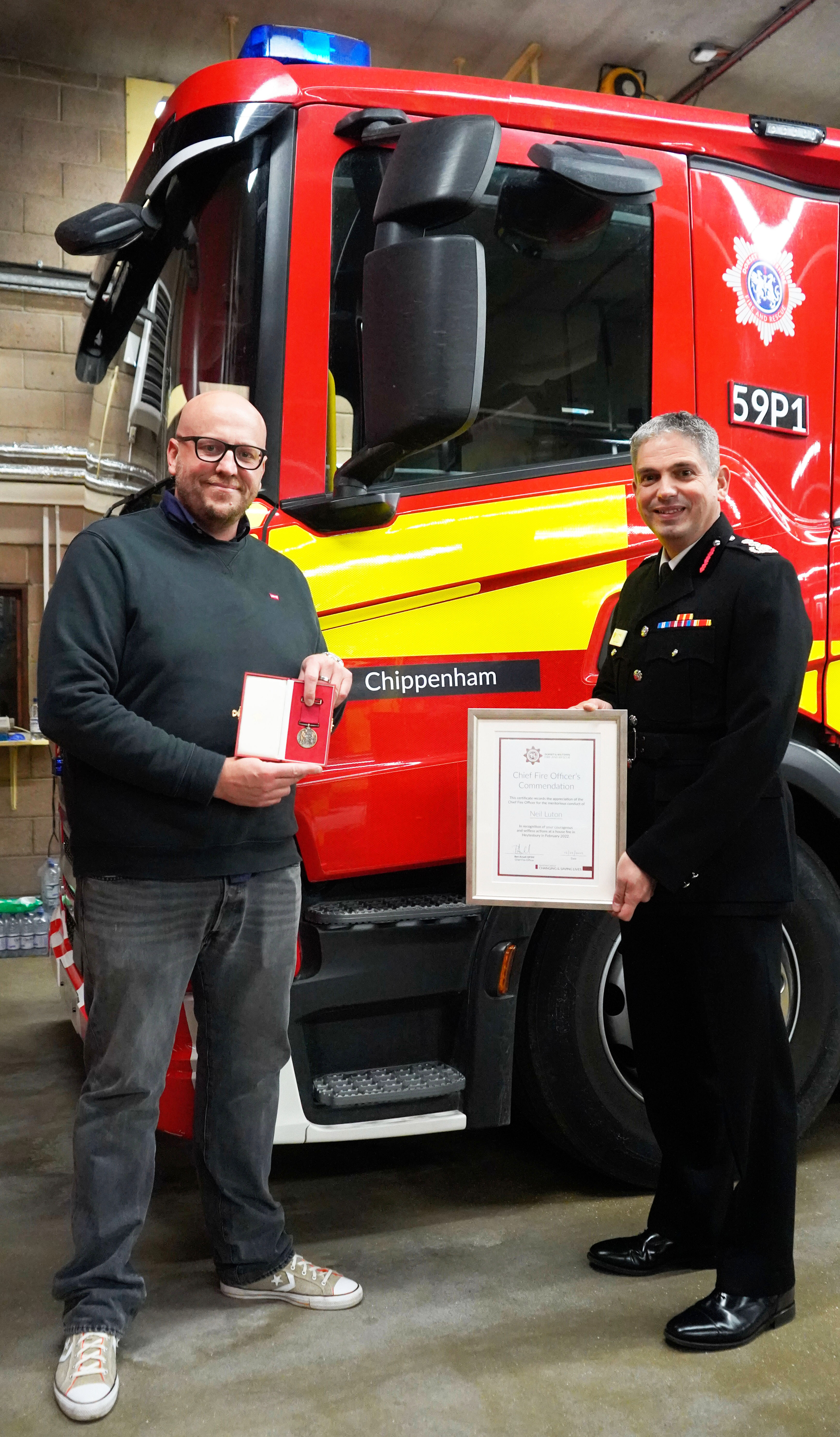 Recognition for man who helped Wiltshire woman out of house fire