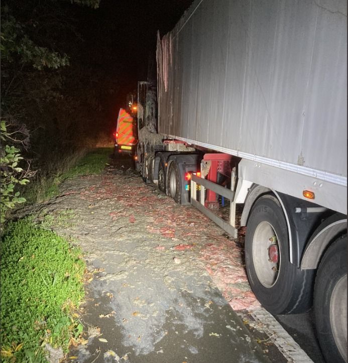Lorry spills offal on Leicestershire Road