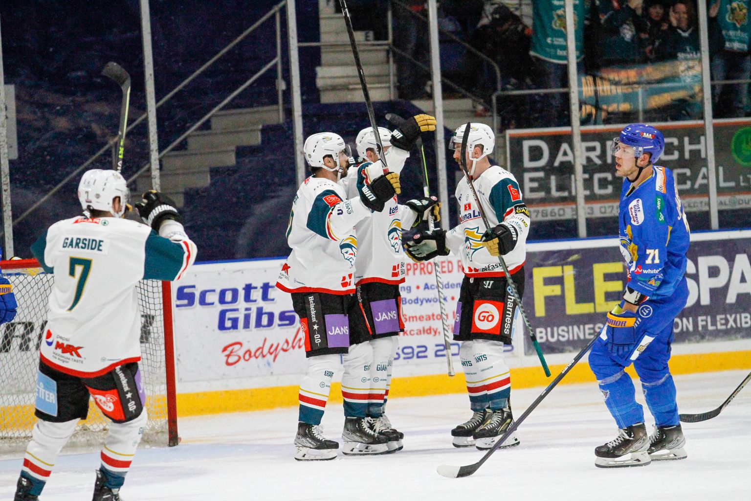 ELITE LEAGUE: Short-handed Ruopp winner see Giants over the line in ...