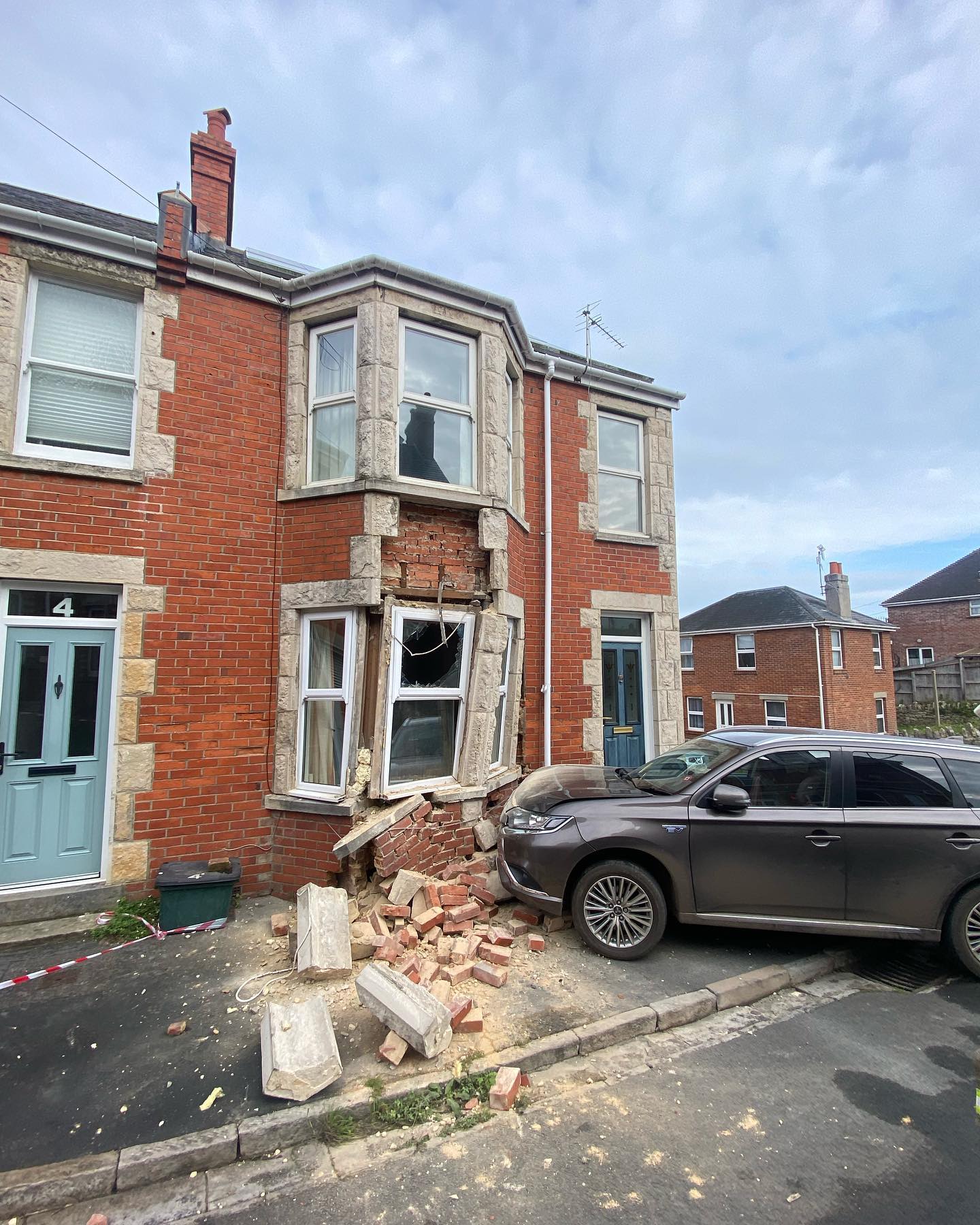 Car crashes into front of house in Swanage