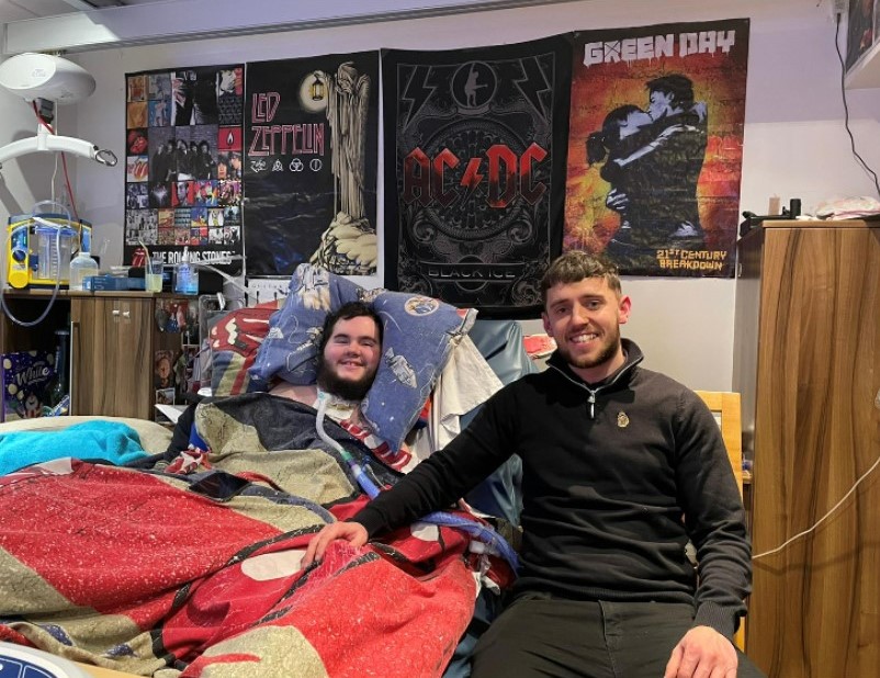 Solihull man raising money for his "inspirational" best friend who ...