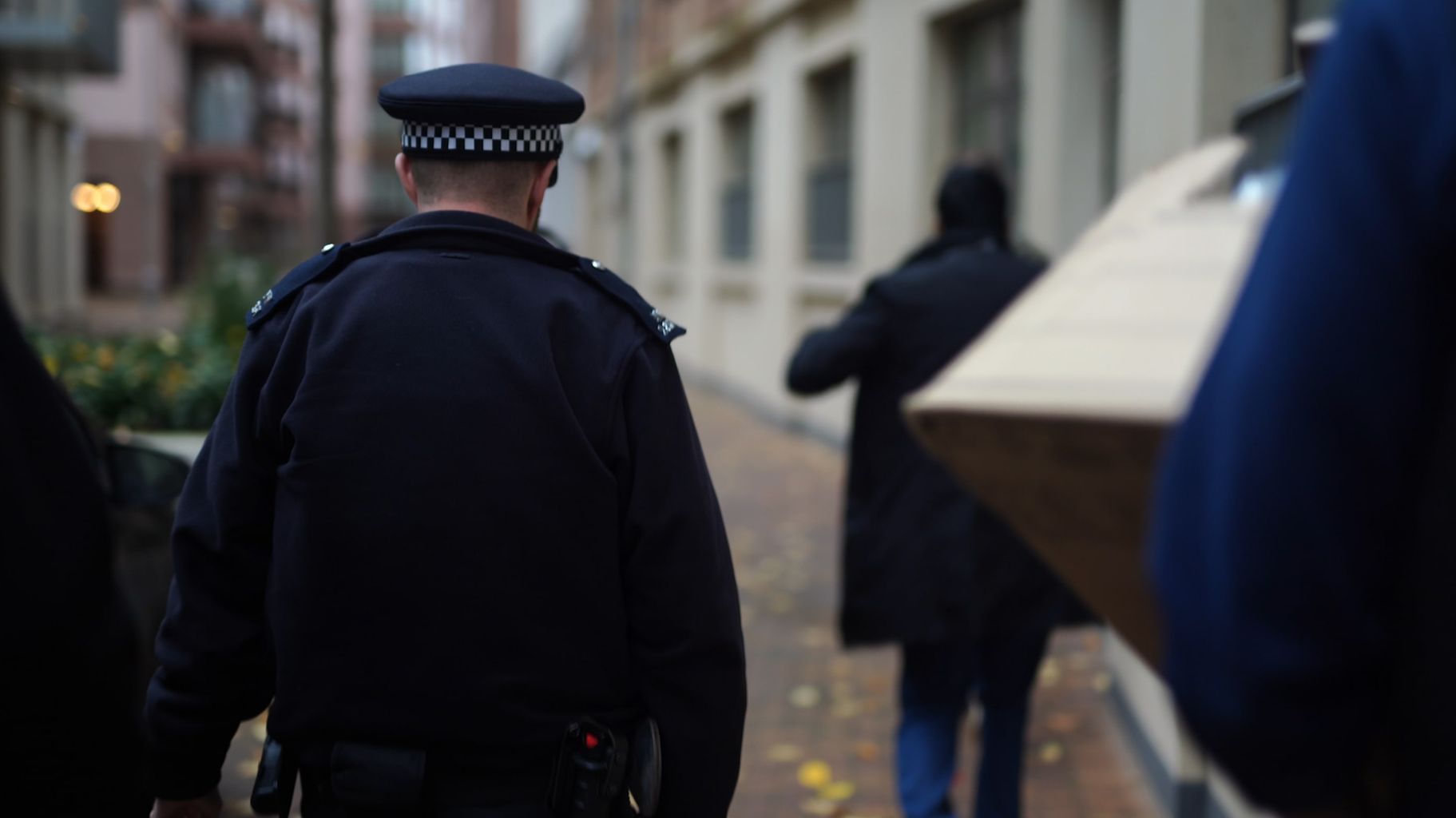 Met makes 100 arrests in UK's biggest ever fraud operation