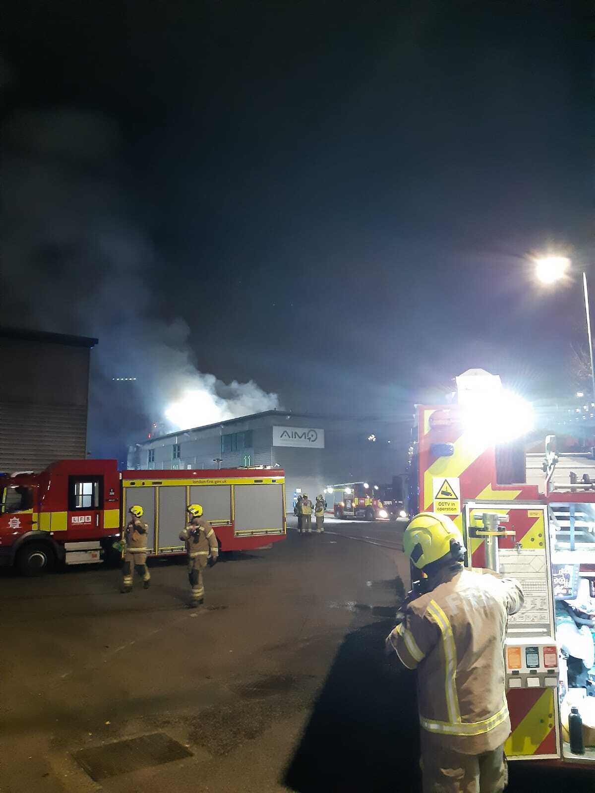 70 Firefighters tackle south London warehouse fire