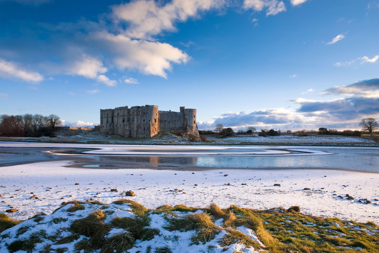 Wintry conditions continue as road conditions 'extremely poor' across ...