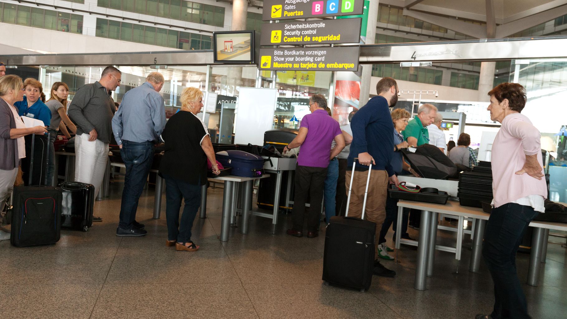 Airport security rules on liquids to be relaxed