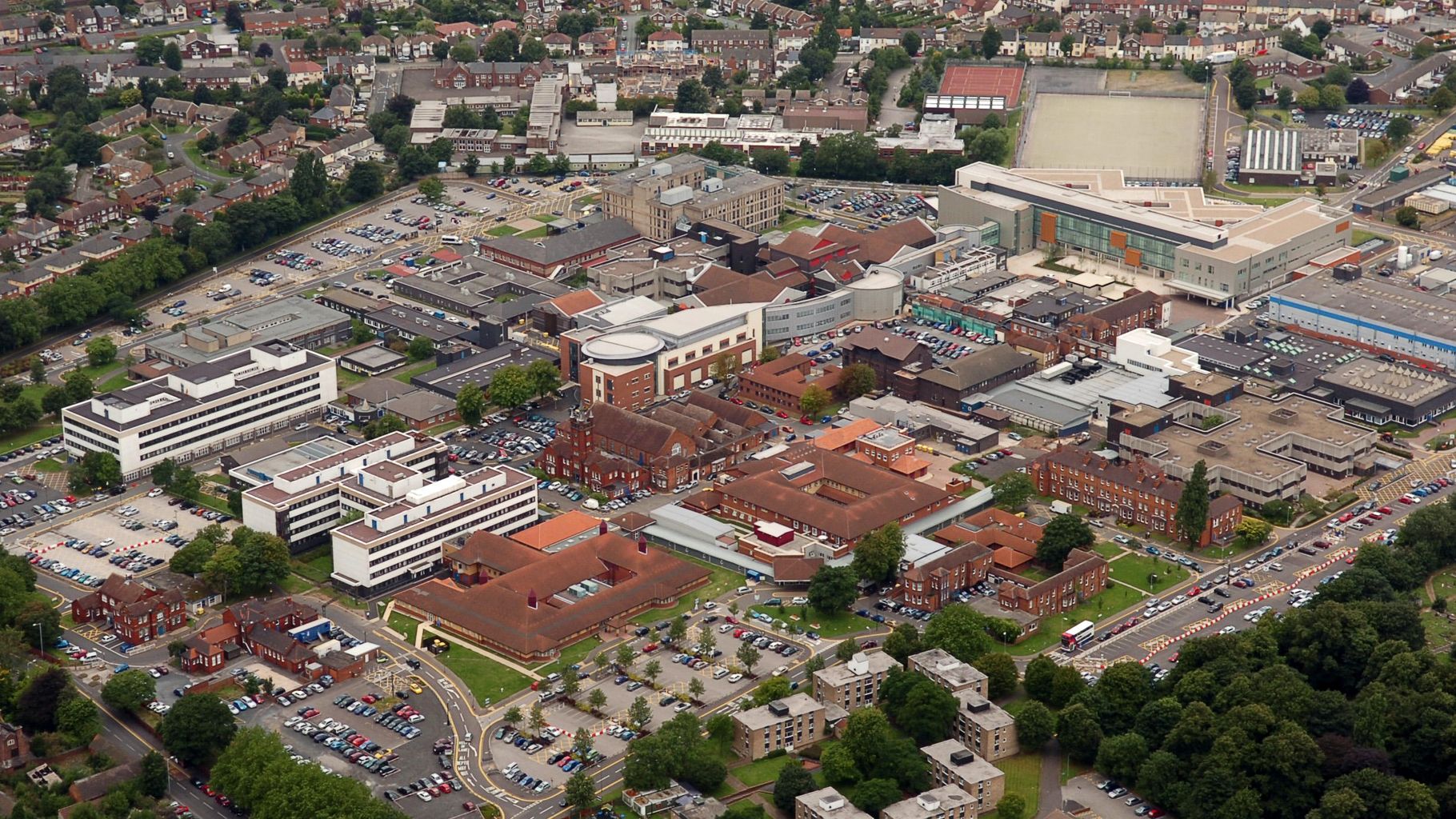 Safety at Wolverhampton hospital's maternity service 'requires improvement'