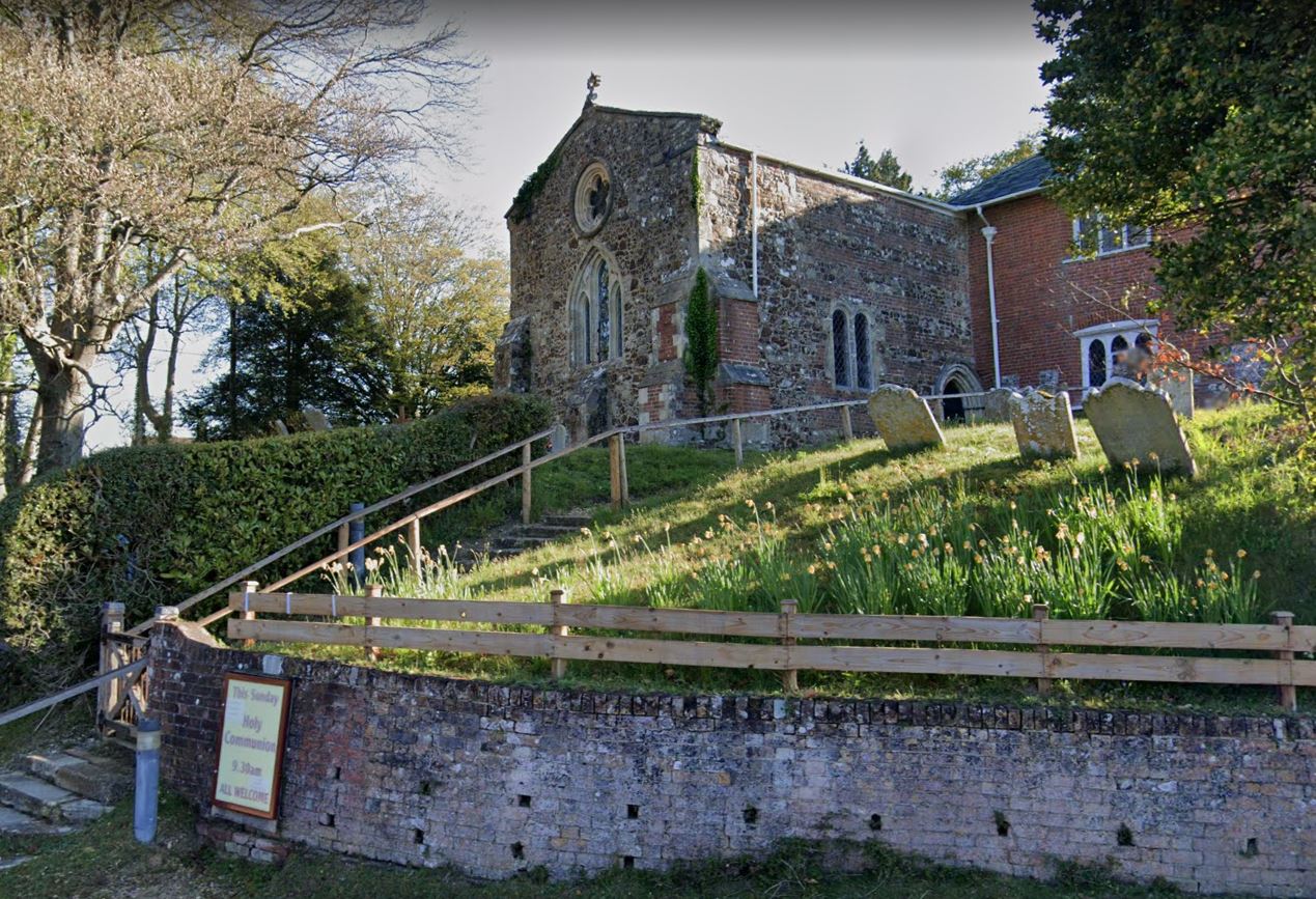 Dead cat tied to flagpole outside New Forest church, Bramshaw | GHR ...