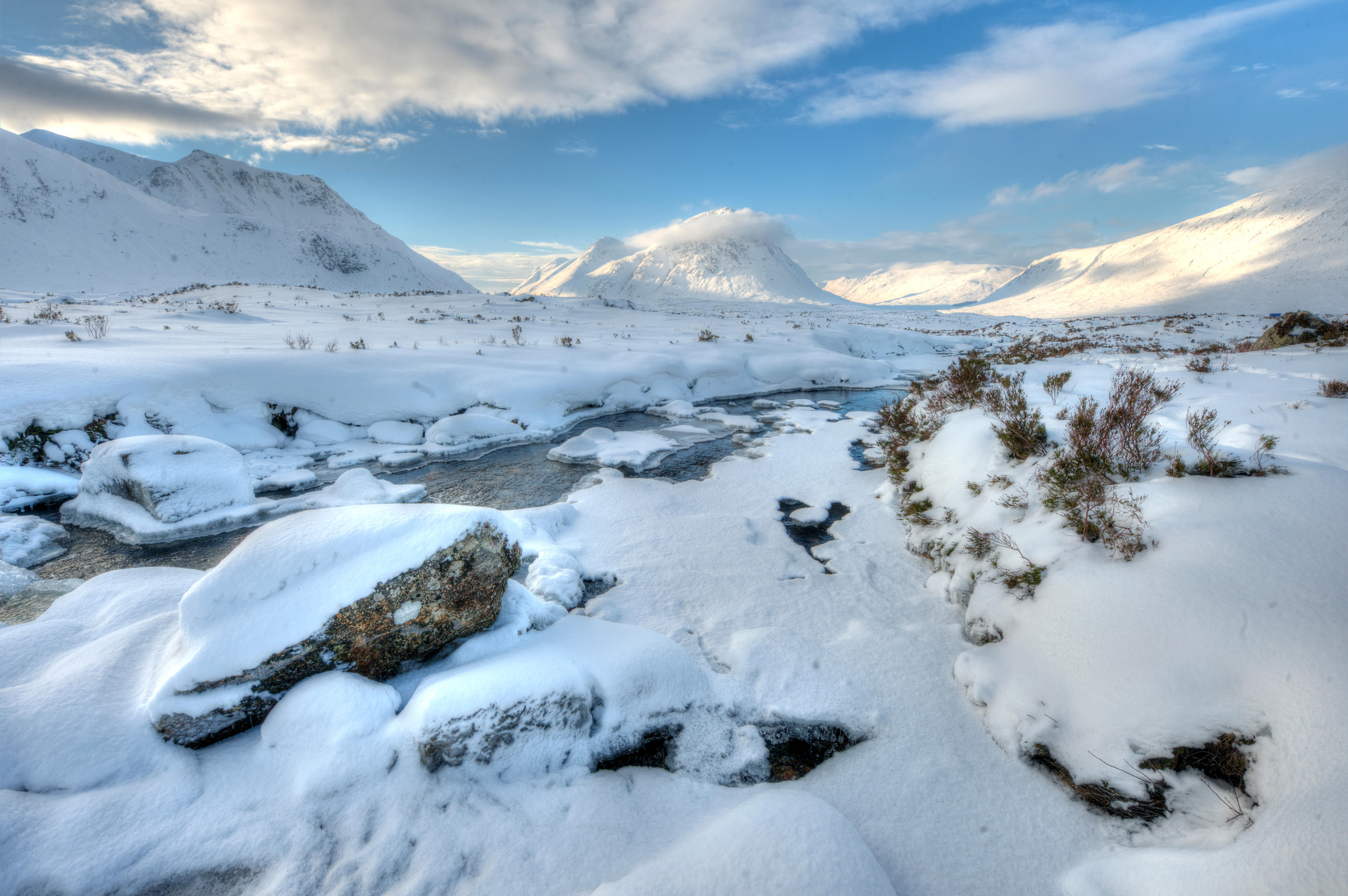 Scottish highlands set for white Christmas amid weather warnings