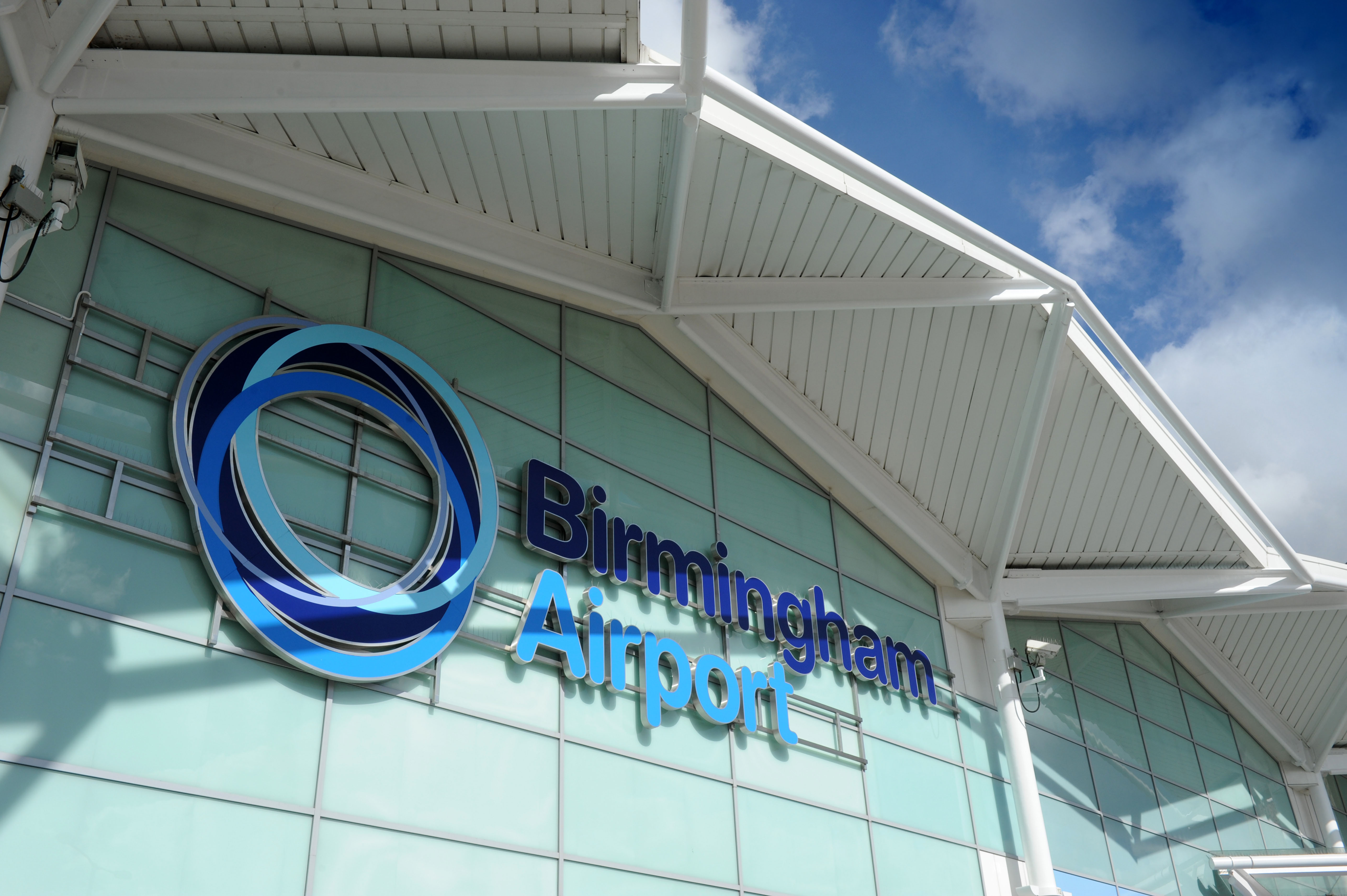 Border force workers at Birmingham Airport resume strikes | News ...