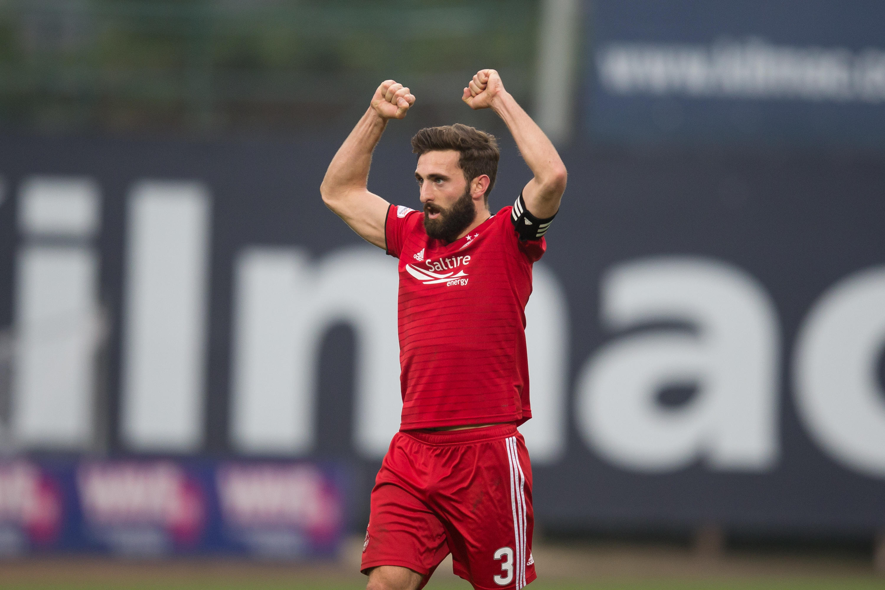 Aberdeen sign former skipper Graeme Shinnie on loan from Wigan.
