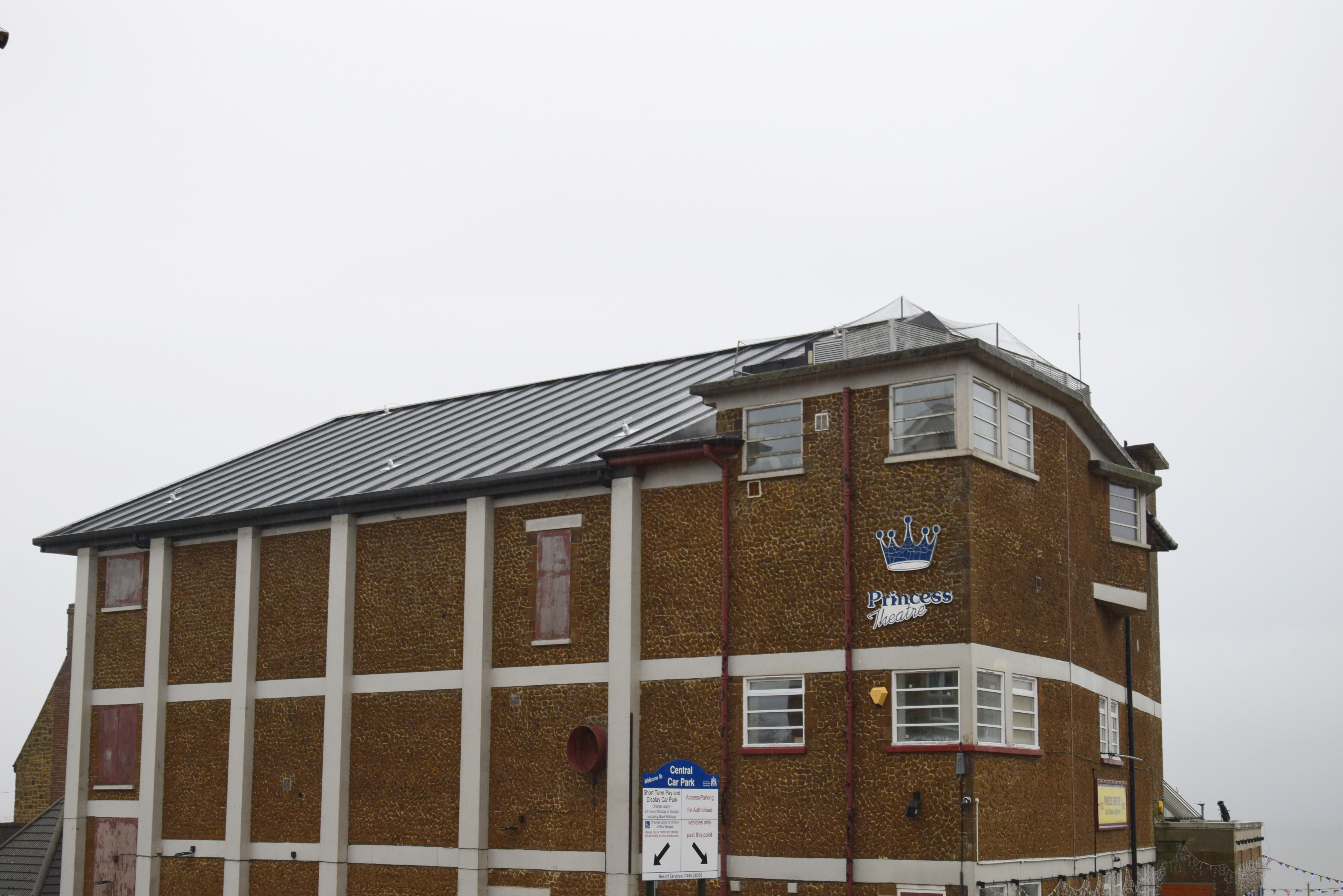 Hunstanton's Princess Theatre gets new £200,000 roof | News - Greatest ...