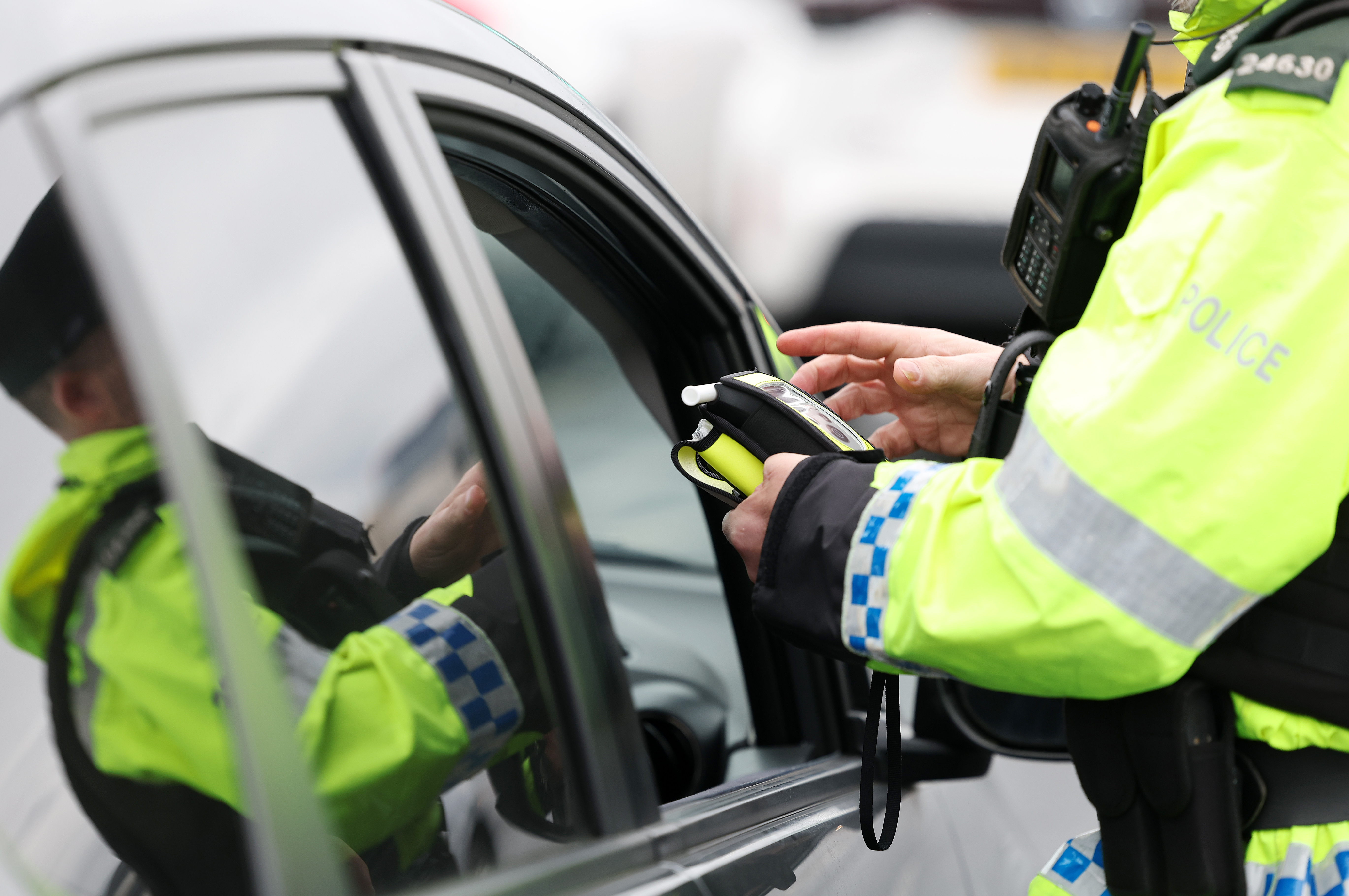 Senior PSNI officer who drove after 'drinking two or three large gins ...