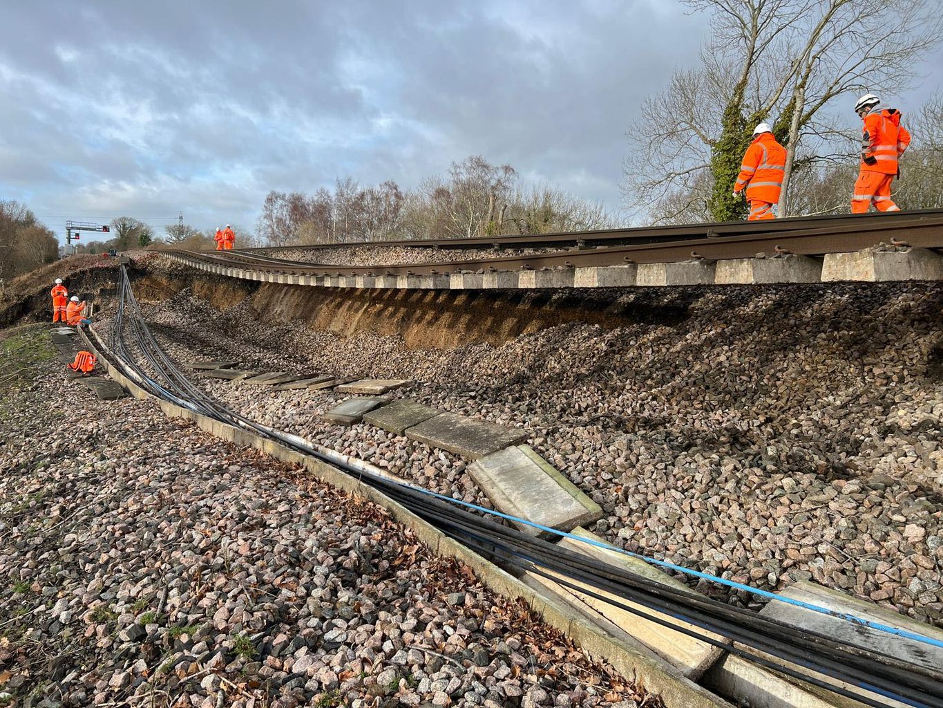 South Western Railway reinstate limited services following repairs at Hook