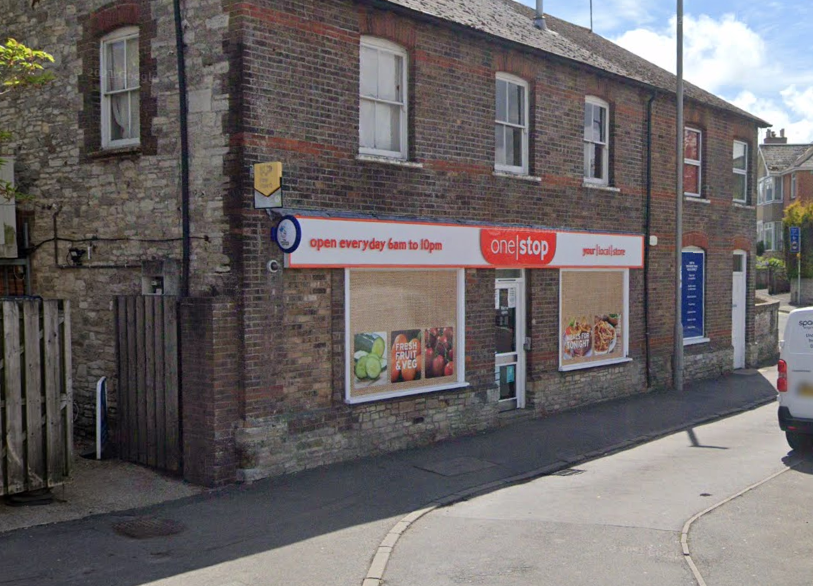 Dorchester convenience store burgled