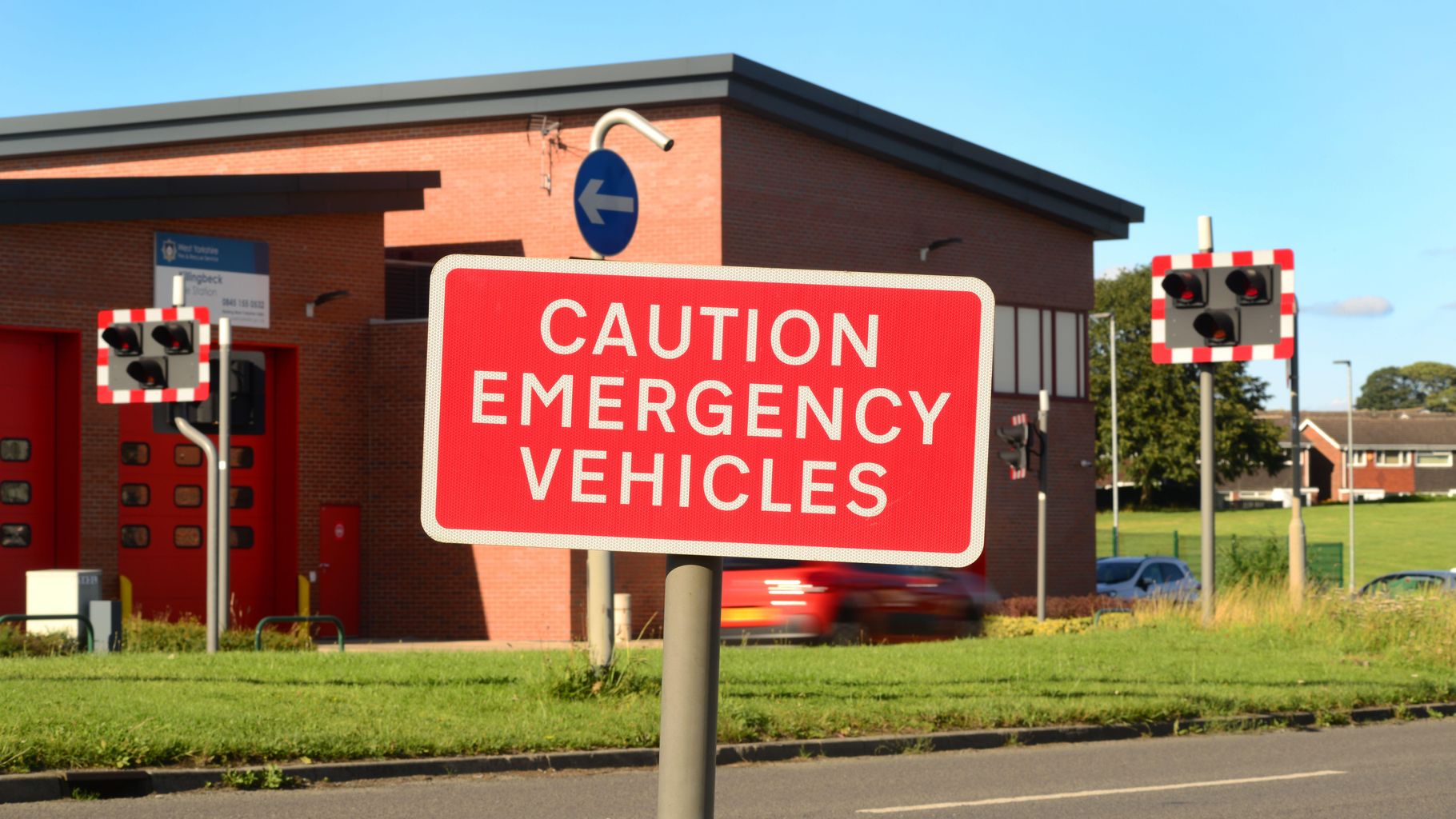 Guildford fire and rescue service warn drivers must stop at fire ...