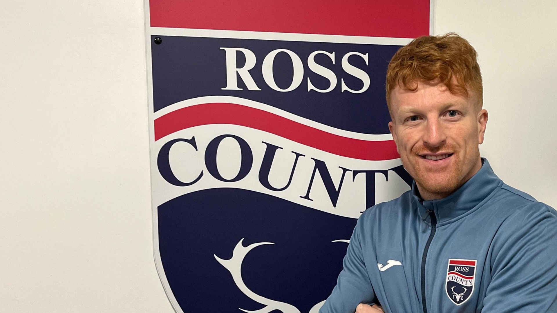 Ross County sign Queen's Park striker Simon Murray