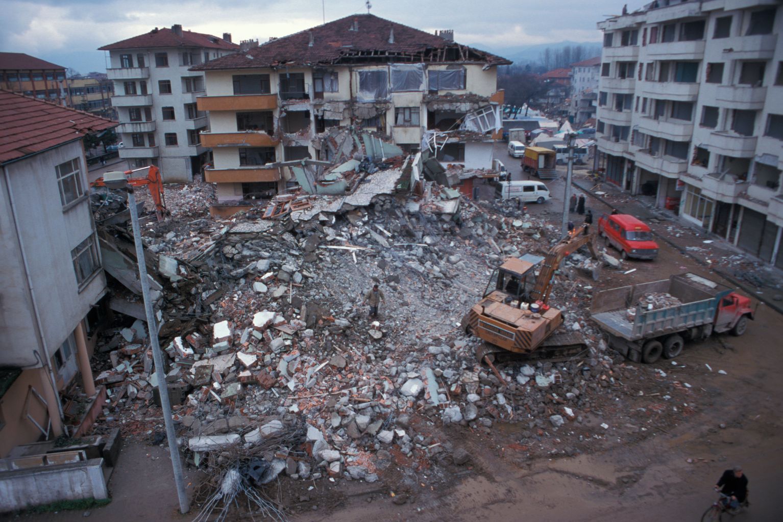Turkish cafe owner from Sleaford says earthquakes scenes are difficult ...
