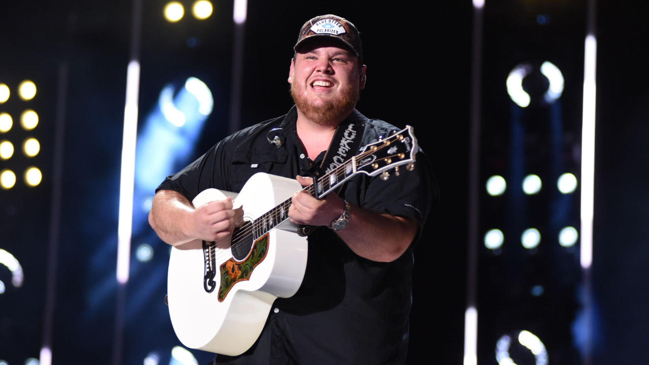 Luke Combs in Belfast: Support just announced | Gigs Nightlife ...