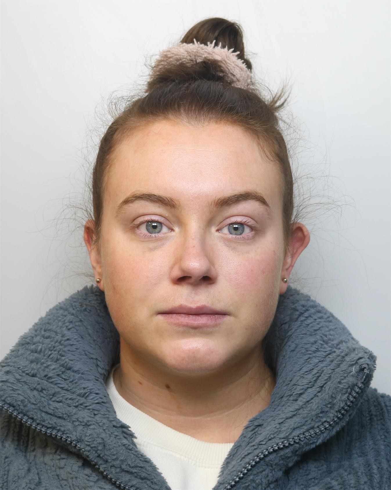 Former female prison officer jailed for relationship with HMP Guys ...
