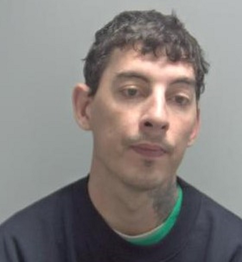 Hunstanton man jailed for threatening bus passengers with meat cleaver ...