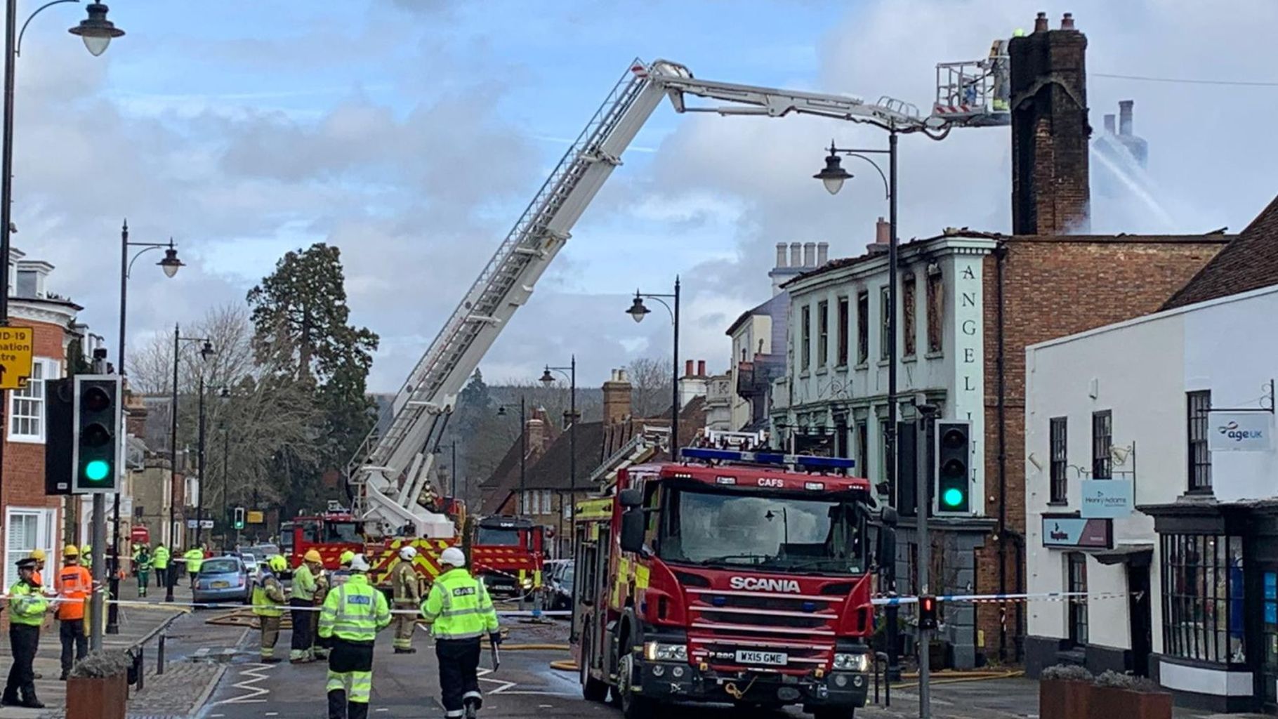 Free car parking in Midhurst to boost trade after large fire | News ...