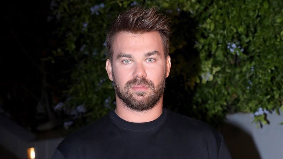 Γιώργος Σαμπάνης: Στην Αυστραλία για τρεις μοναδικές εμφανίσεις ...