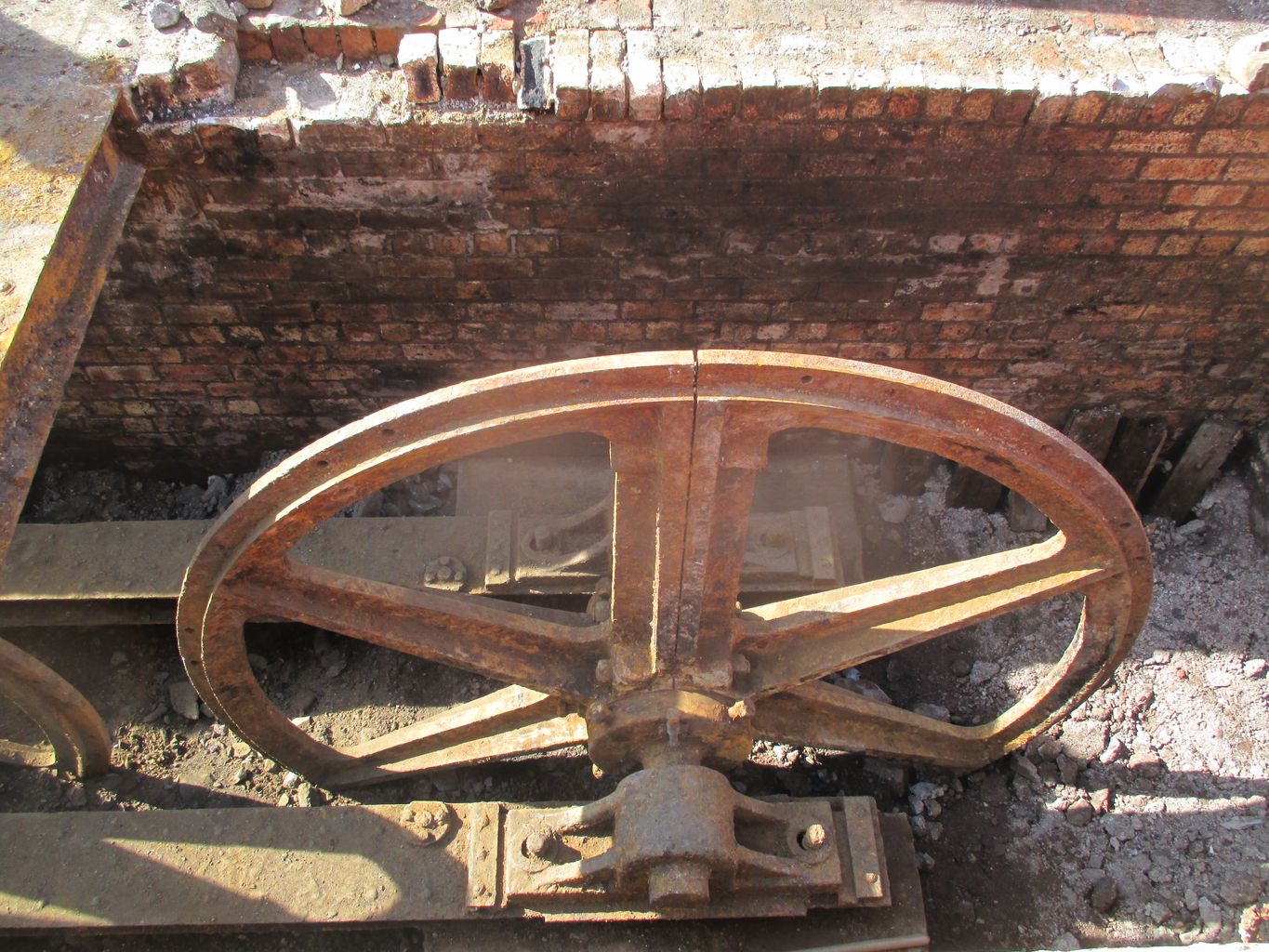Two Victorian era tram wheels are to be installed on Leith Walk