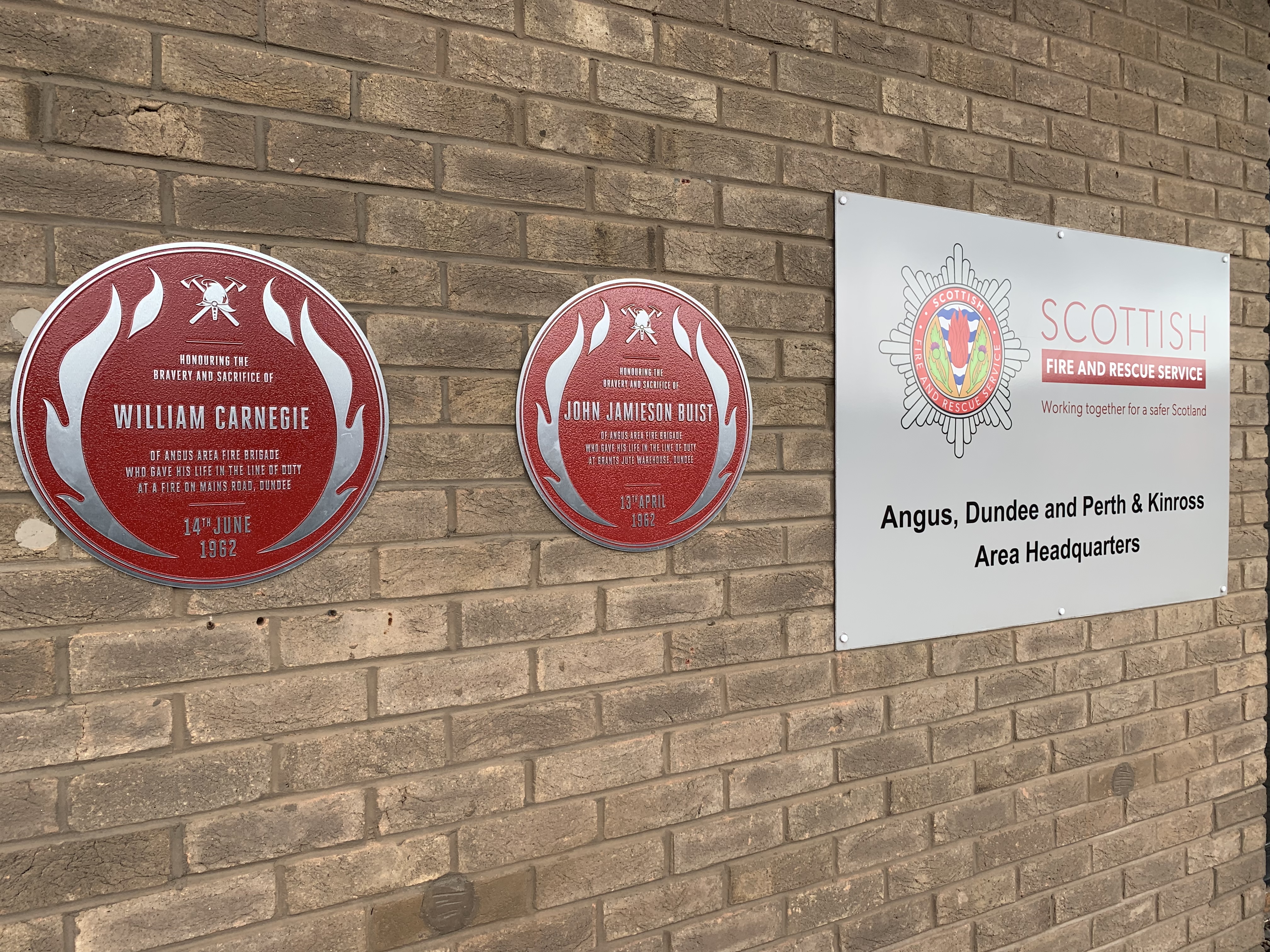 Two Dundee firefighters killed in the line of duty in the 60s honoured ...