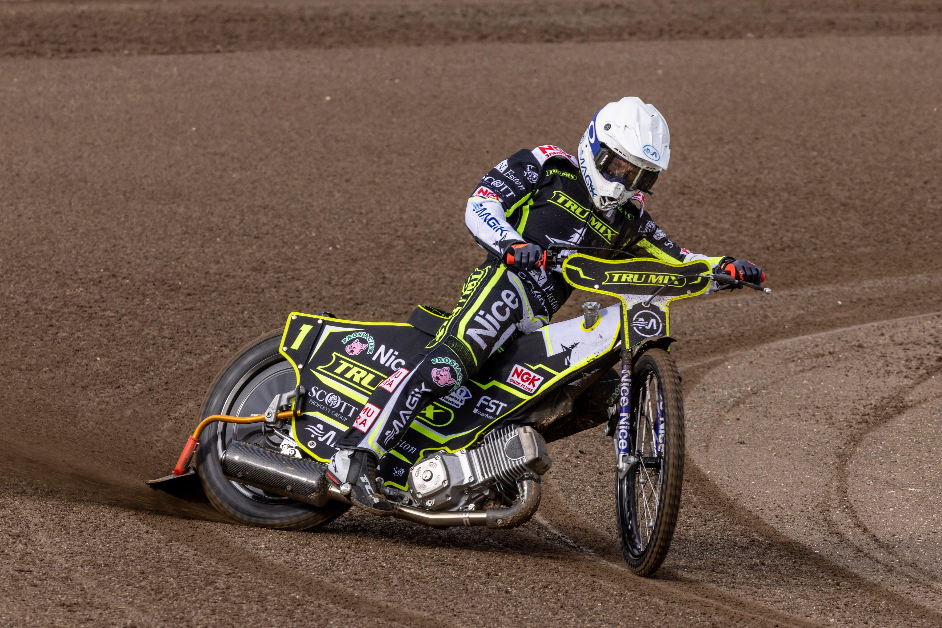 Speedway: Ipswich Witches edge-out Leicester Lions in last-heat | News ...