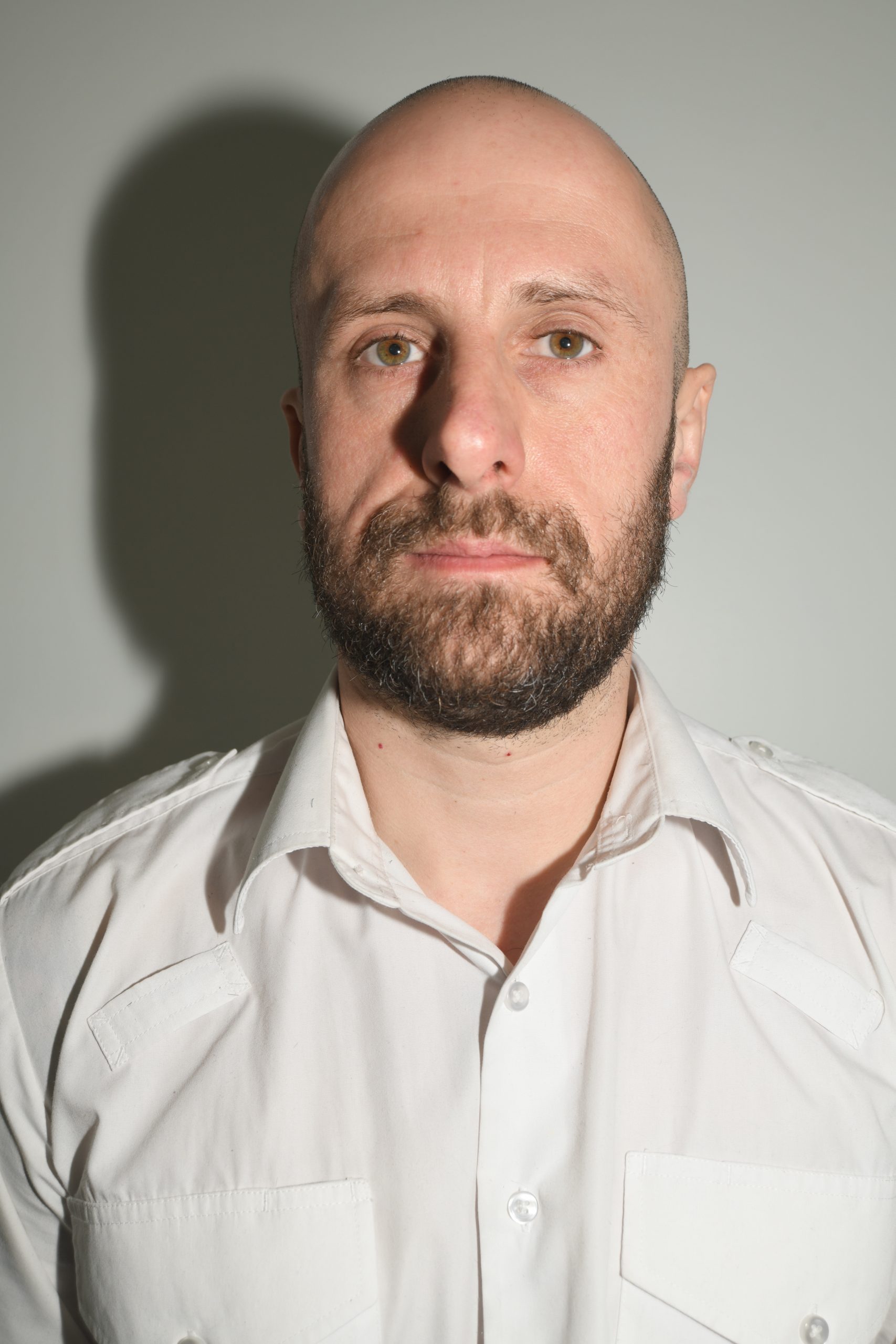 Former prison officer found guilty of possessing "terrorist manual"