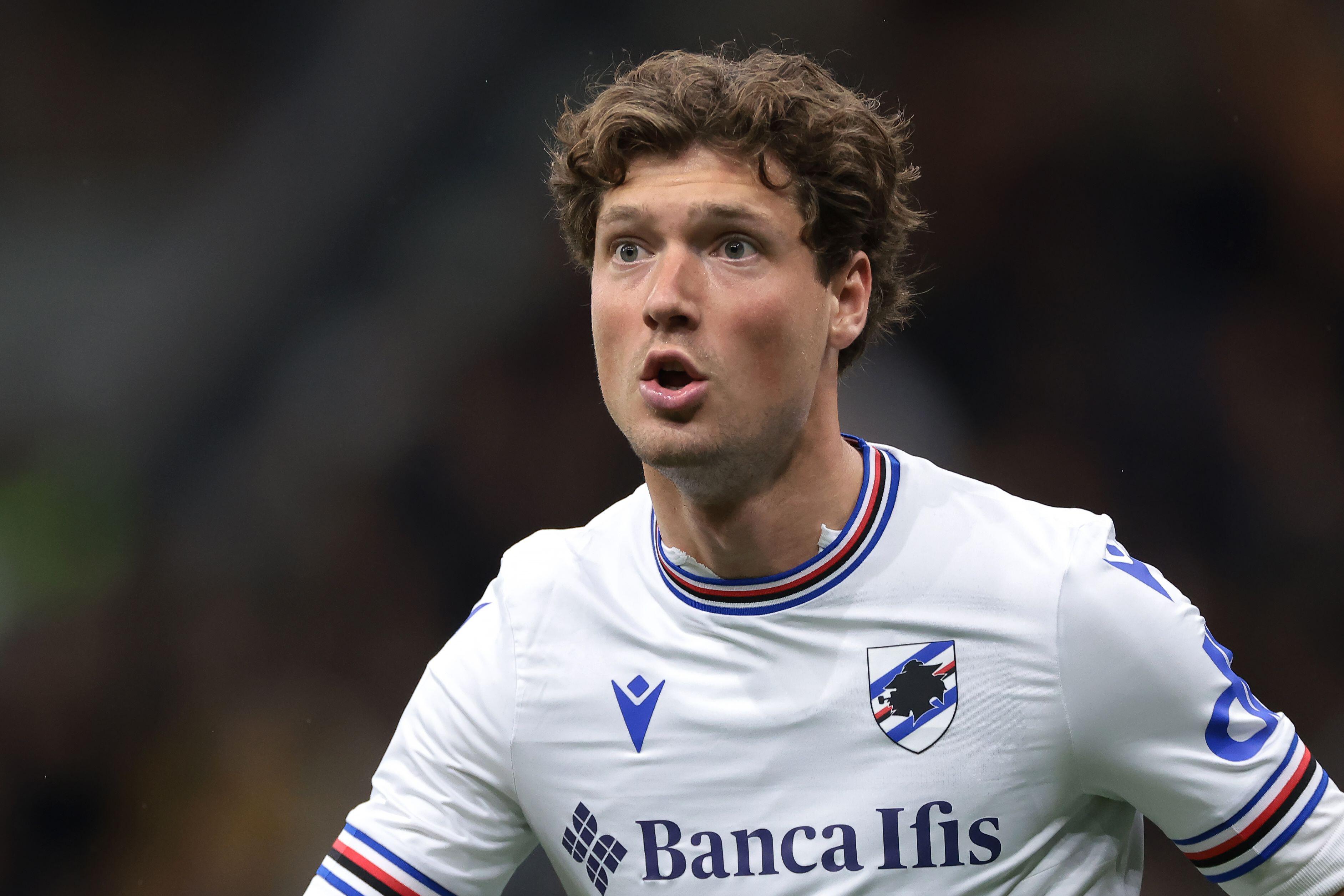 Rangers sign Dutch striker Sam Lammers.