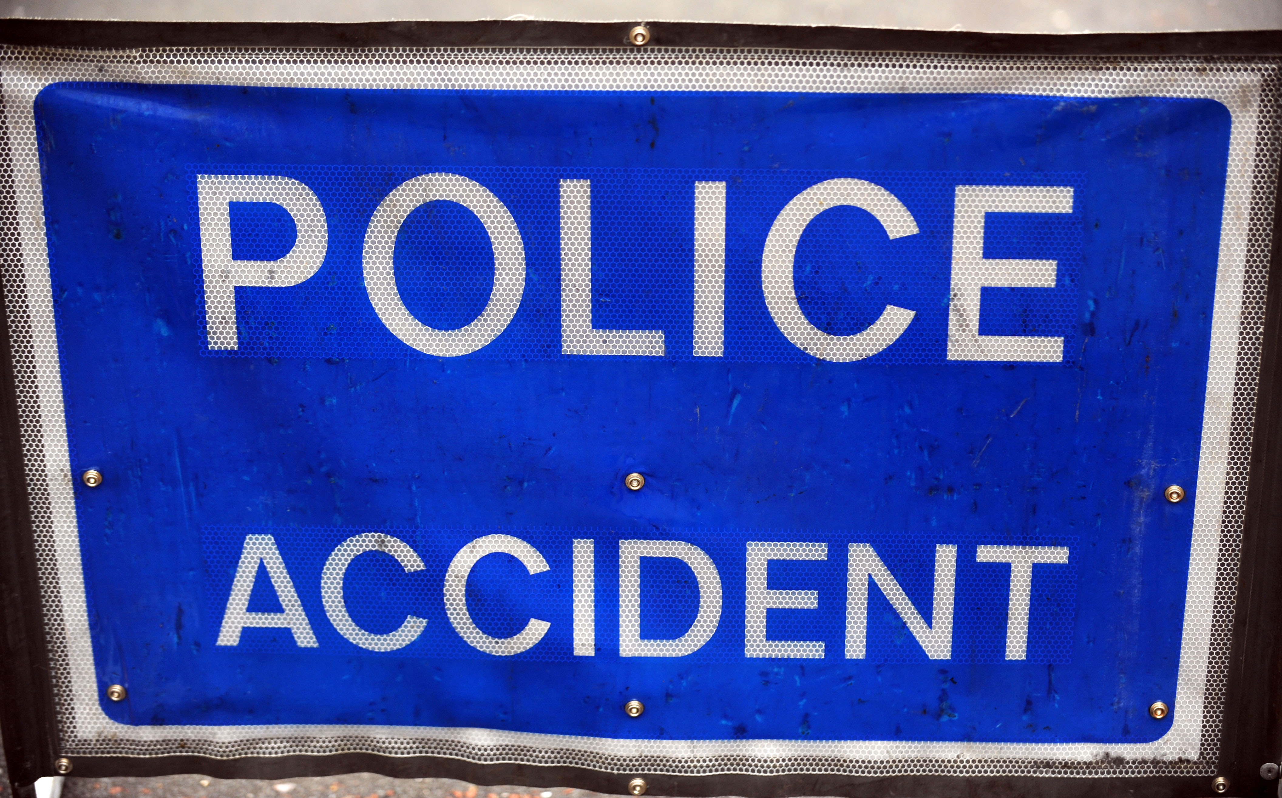 M3 re-opened after crash involving several vehicles | News - undefined