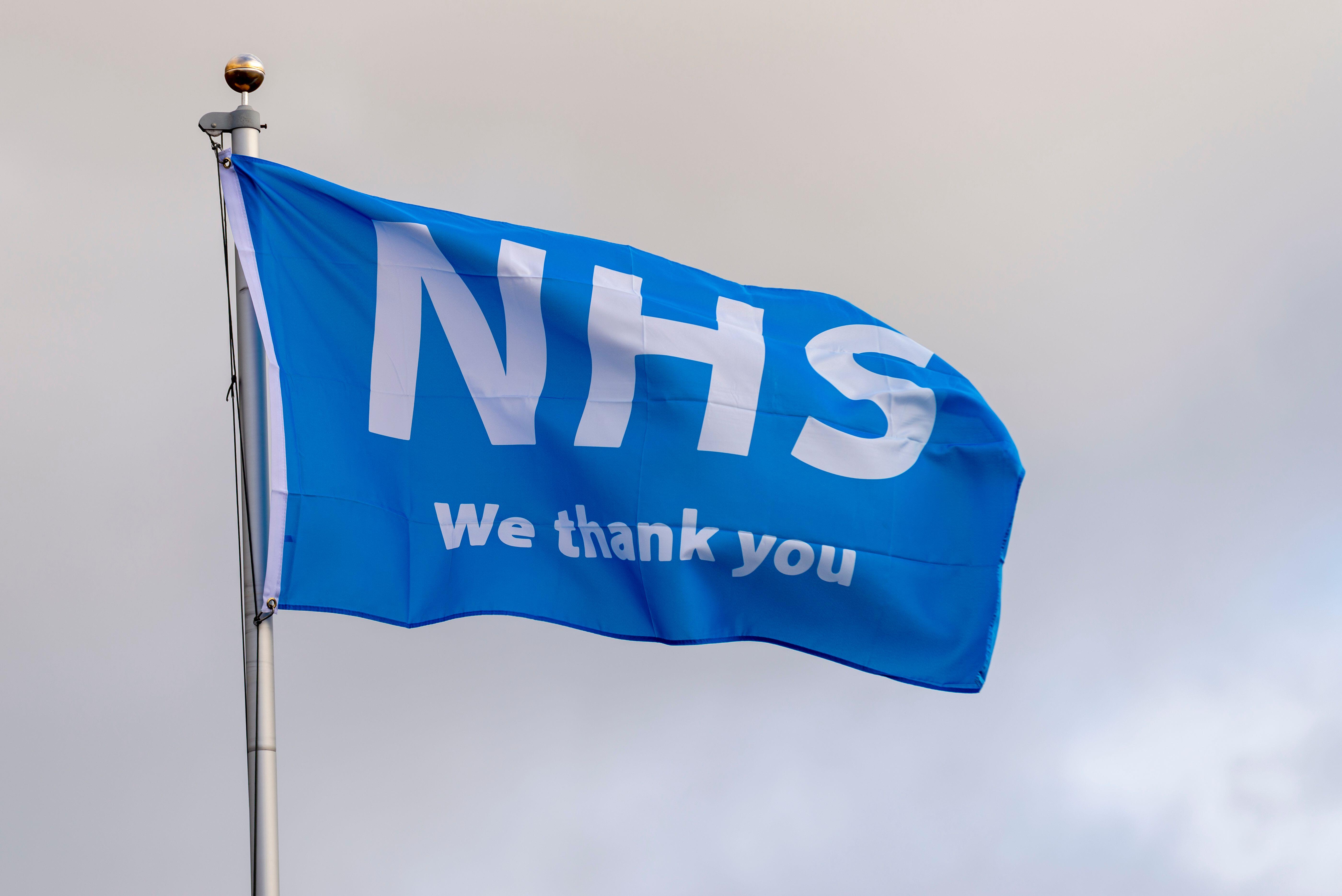 Scarborough mum thanks NHS staff who saved her life after heart attack ...