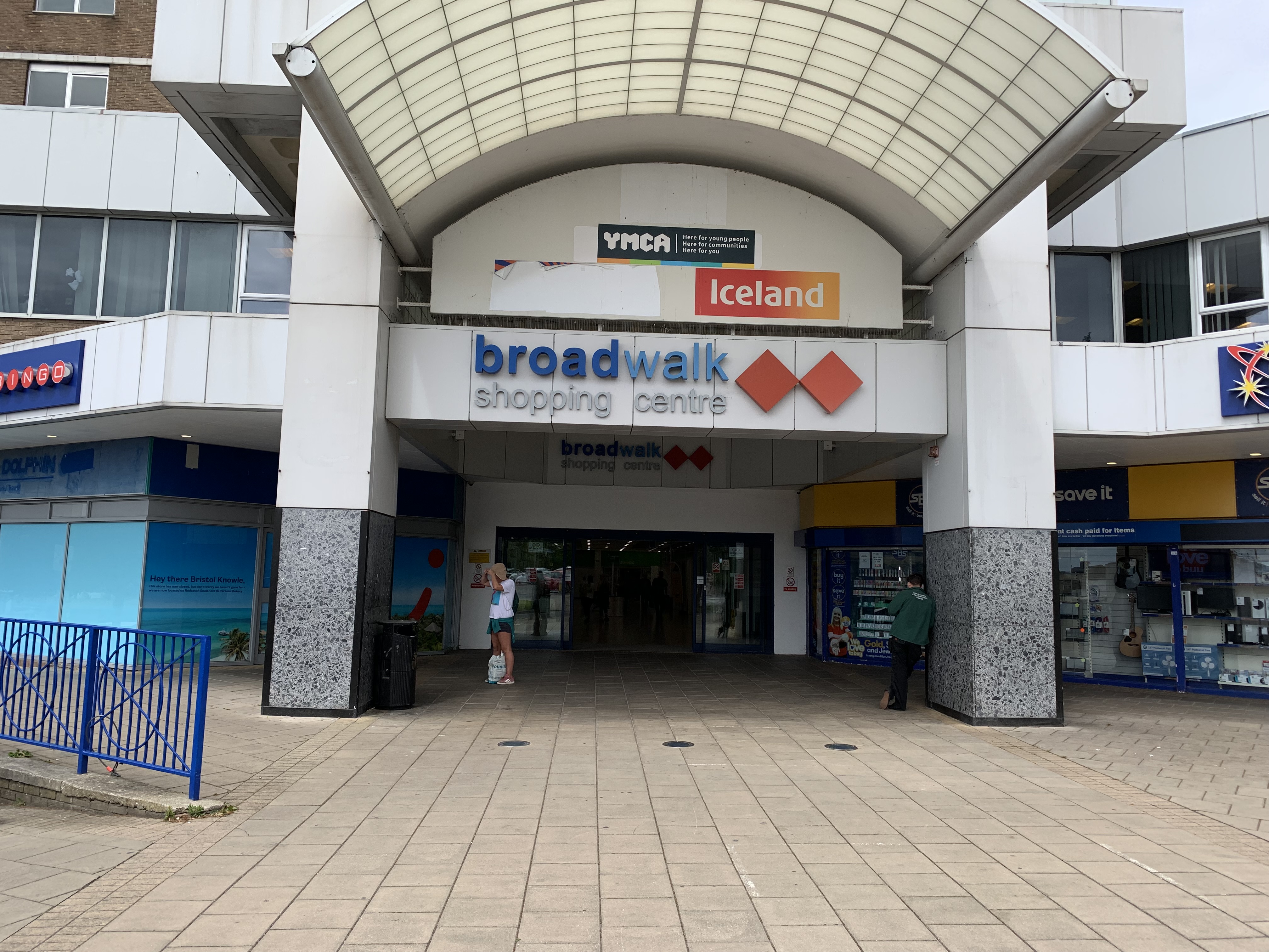 Anger as Council changes mind on Knowle shopping centre demolition