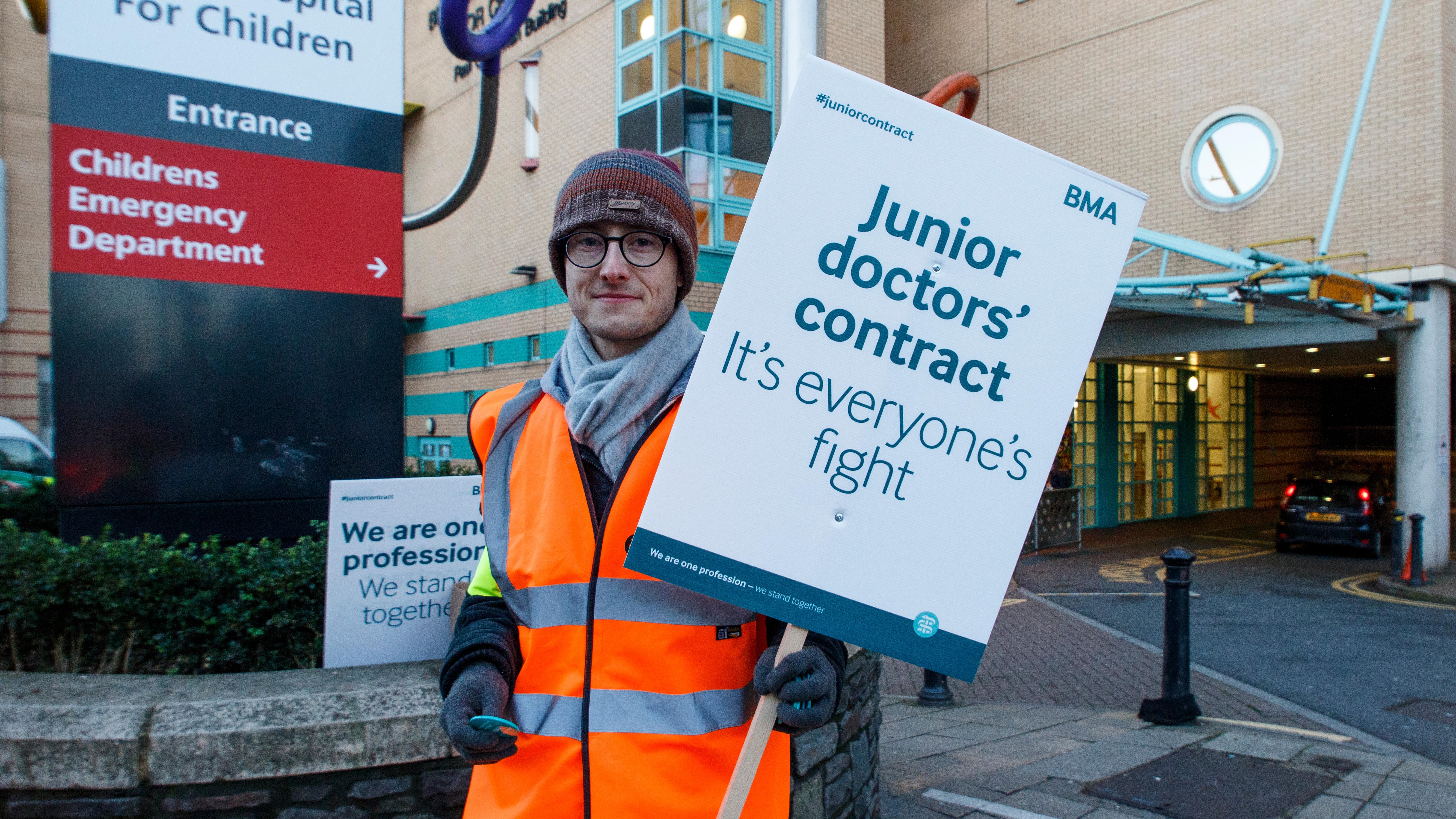 Junior doctor's strike across Lincolnshire set to be the ‘longest in ...