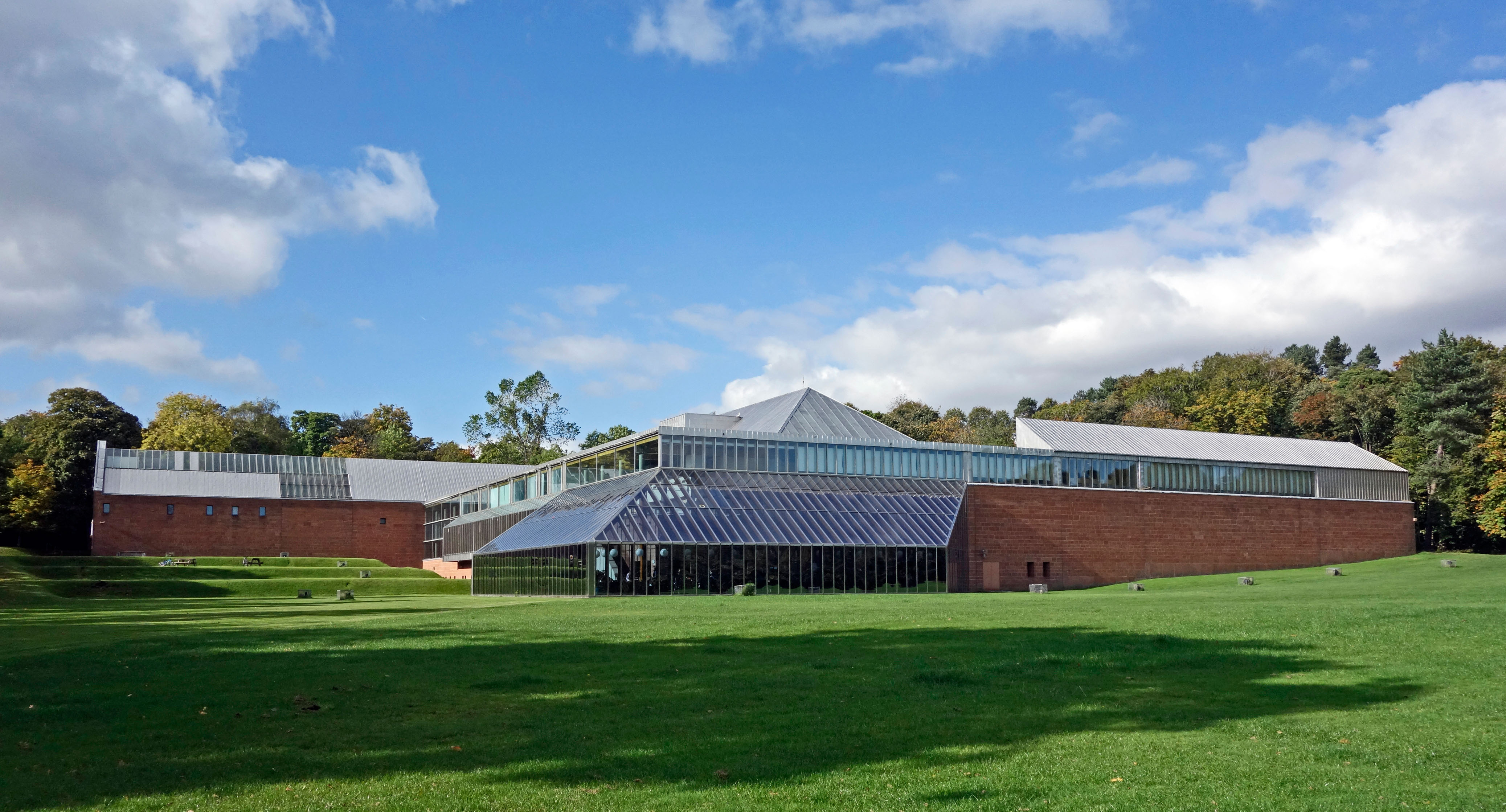 Glasgow's Burrell Collection named museum of the year | News - Clyde 1