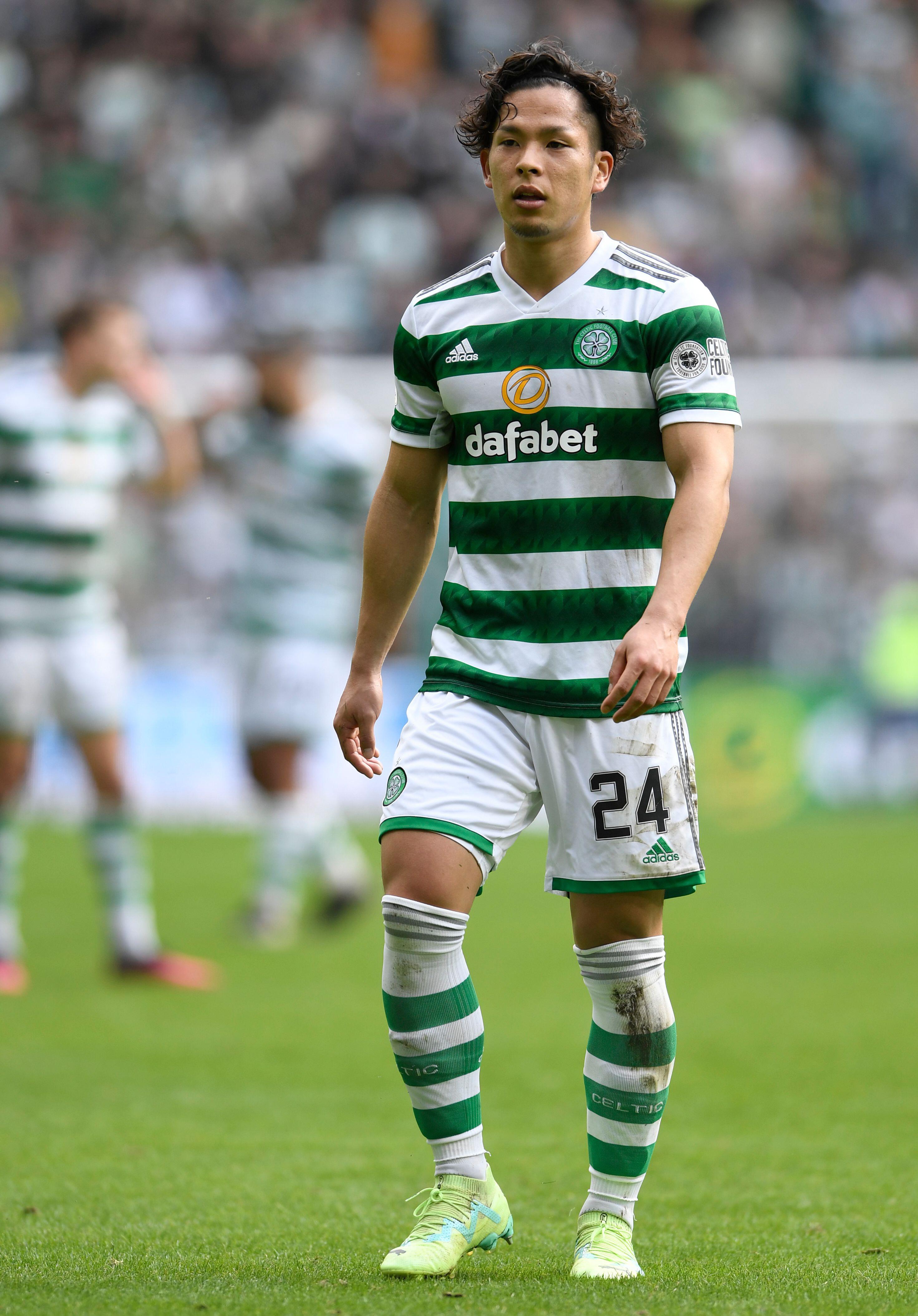 Tomoki Iwata completes permanent Celtic move