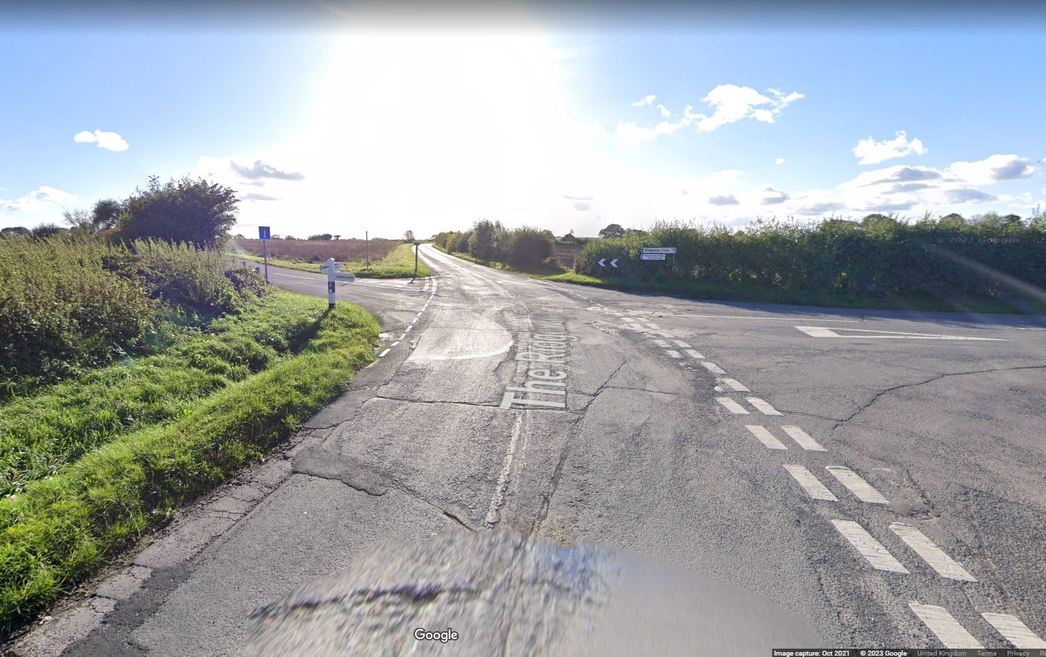 Driver in life-threatening condition after crash in Swindon