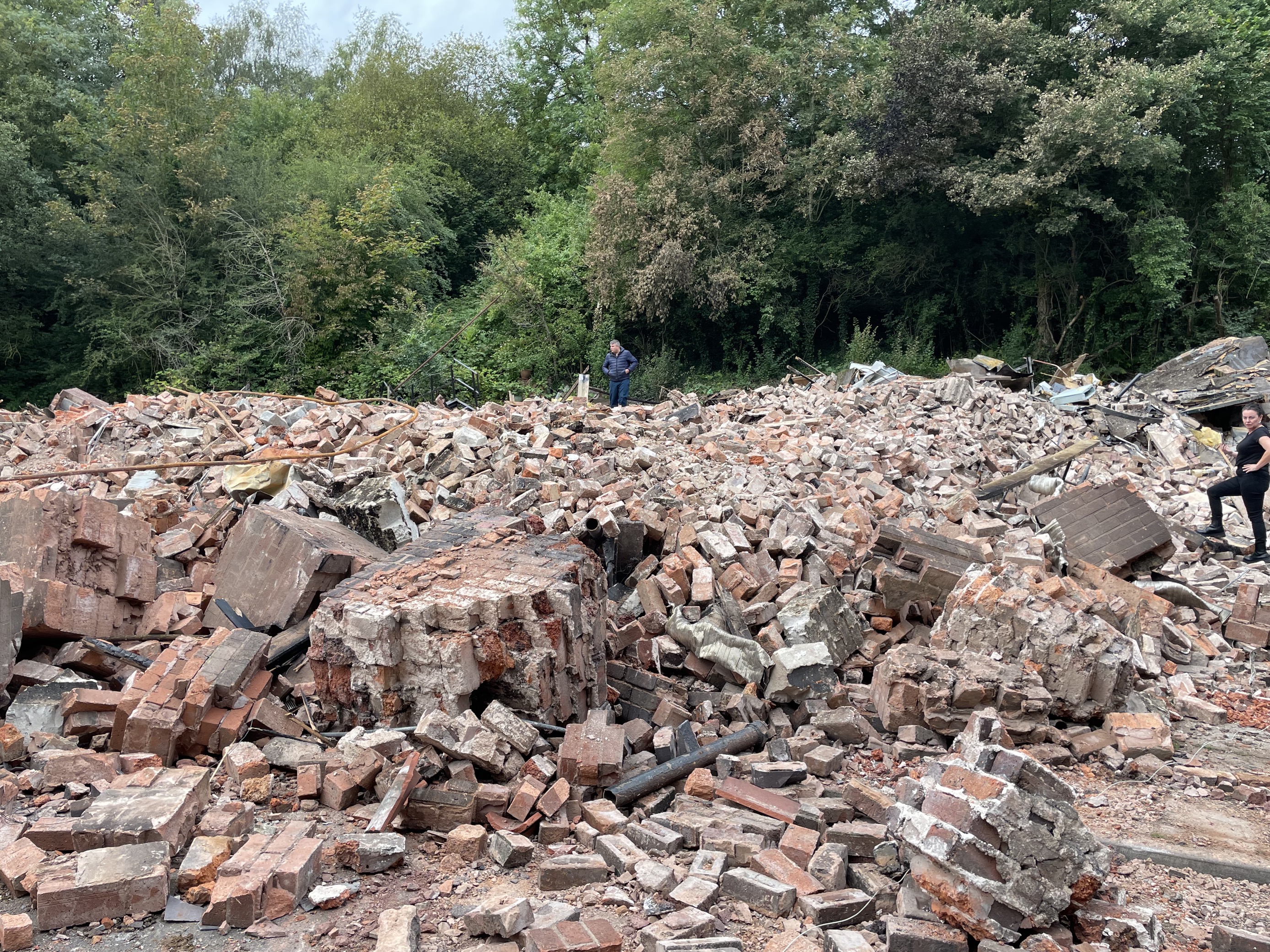 West Midlands Mayor 'laser-focused' on rebuilding Crooked House pub ...