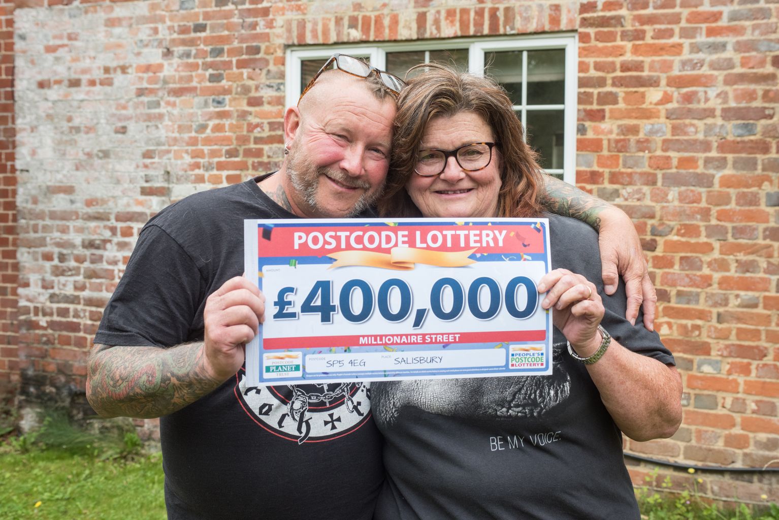 South Wiltshire woman wins £400K on Postcode Lottery | GHR Salisbury
