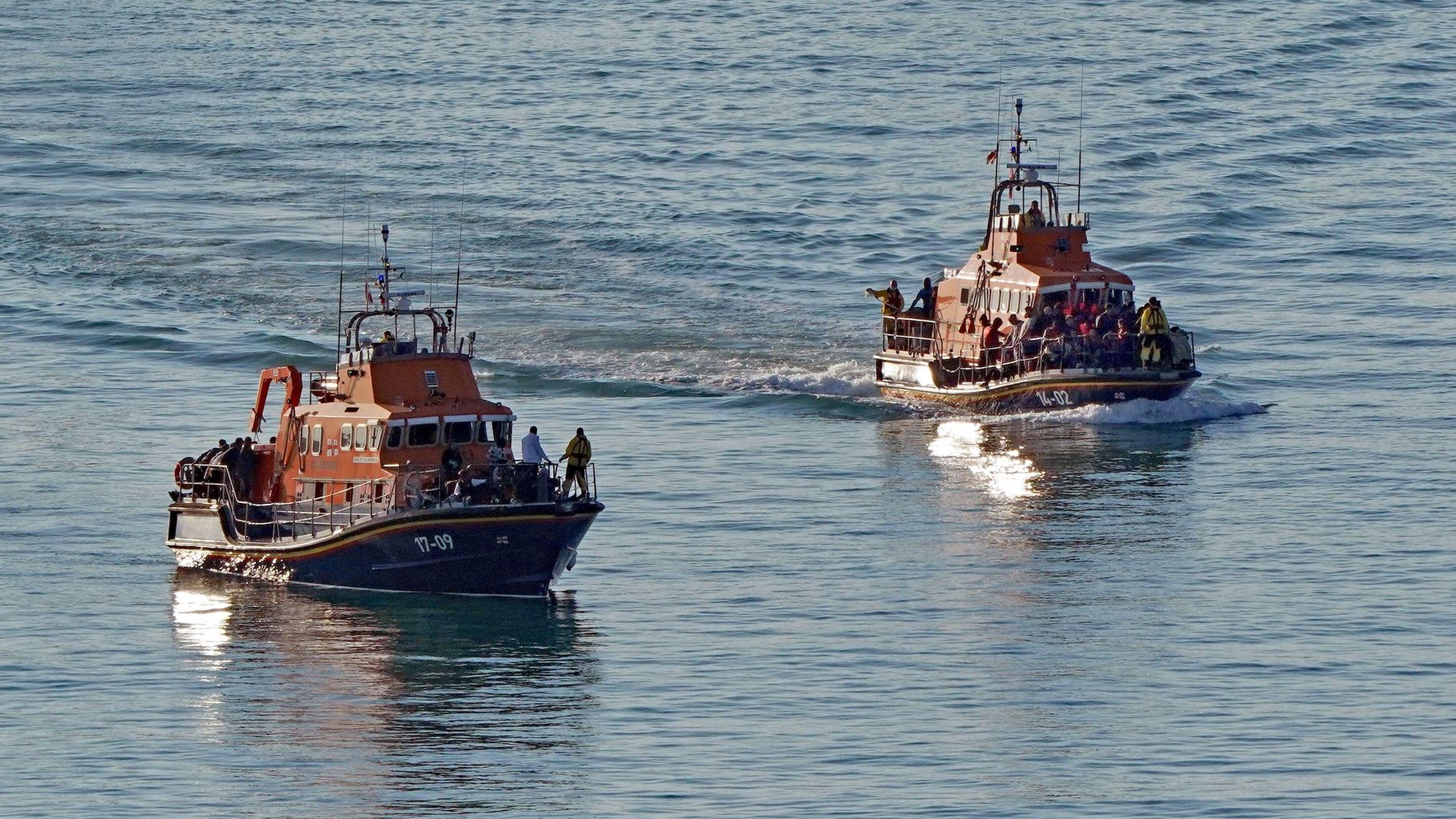 Government face fresh pressure after 6 die on migrant boat trying to ...