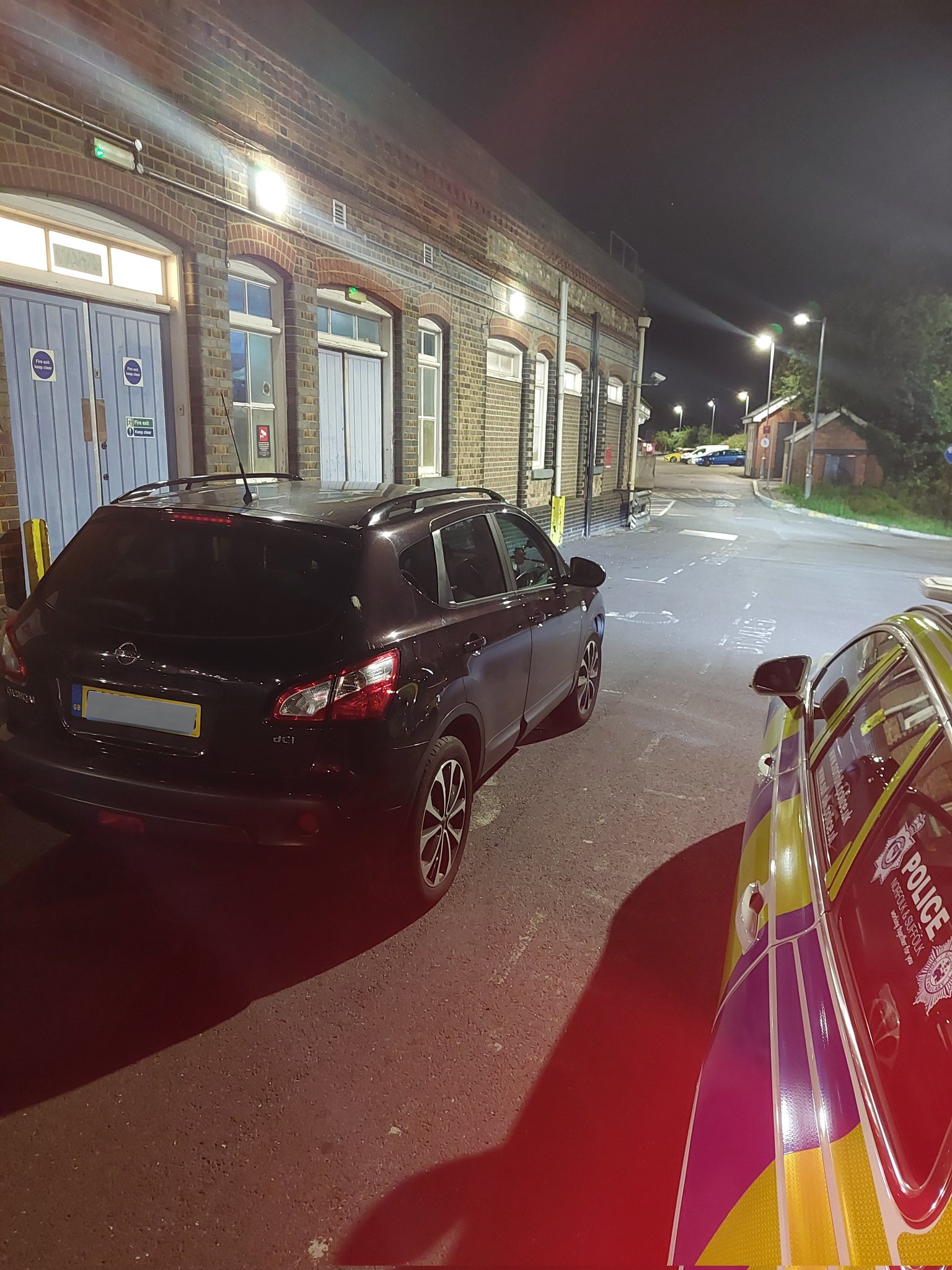 Suffolk police pull over car with no insurance, MOT or licence