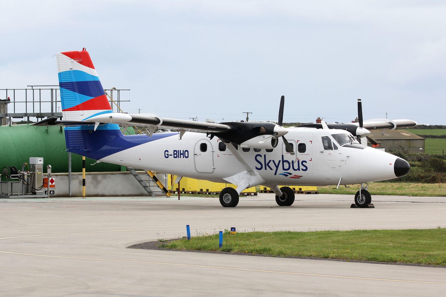 Isles of Scilly Skybus take further strike action over bank holiday weekend