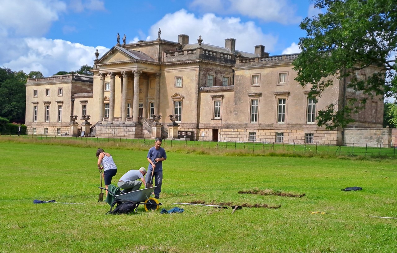 Archaeologists uncover 'mystery of Stourton Castle' at Stourhead | GHR ...