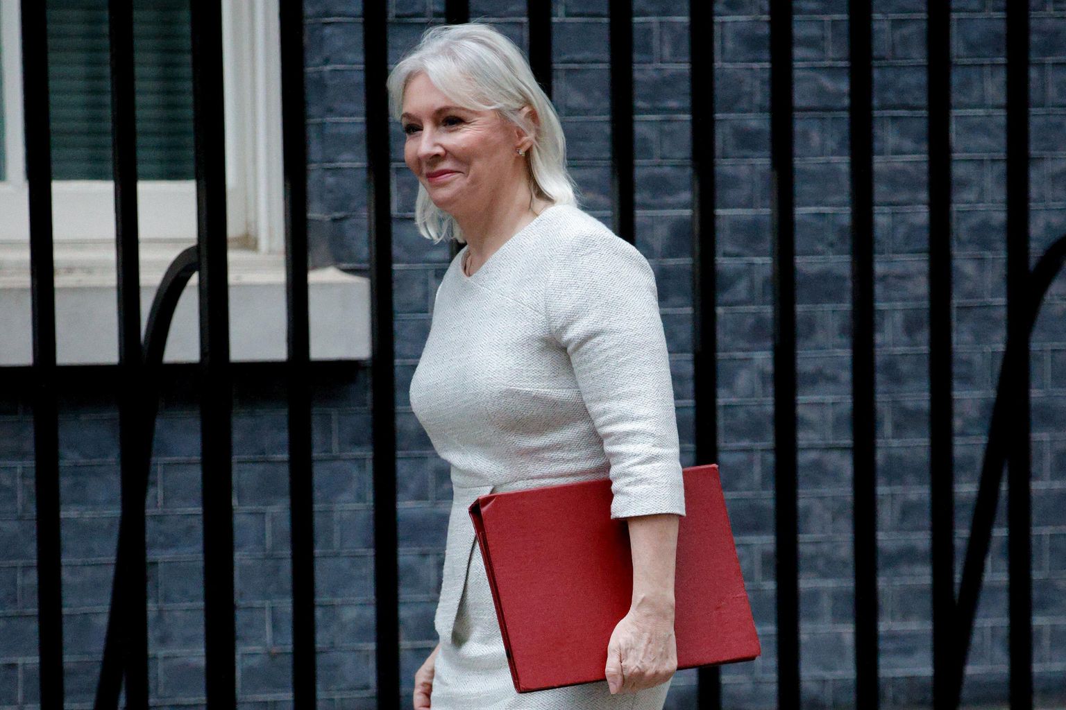 Nadine Dorries formally quits as MP