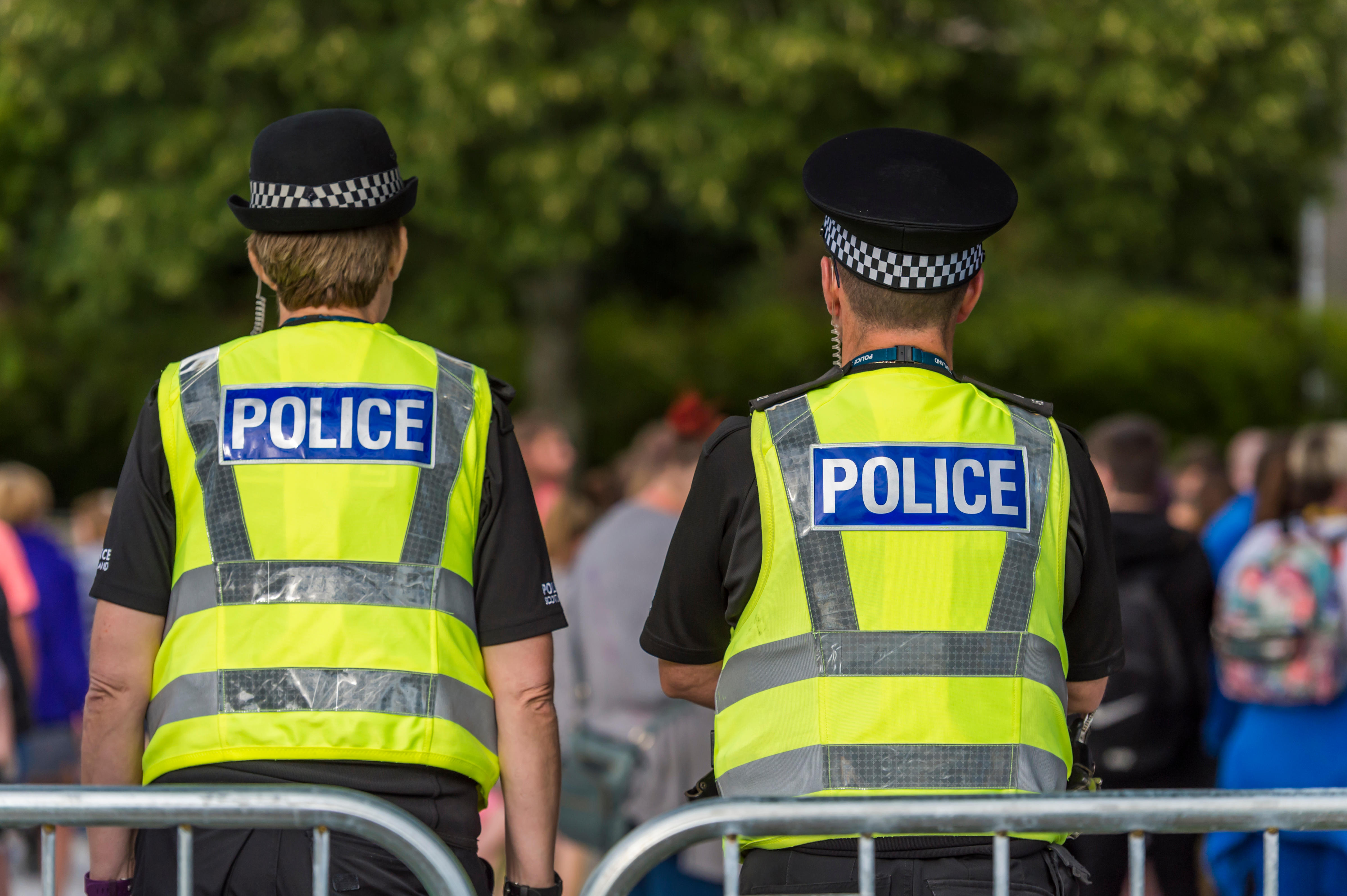 Police appeal after man is seriously assaulted by a group in Linwood