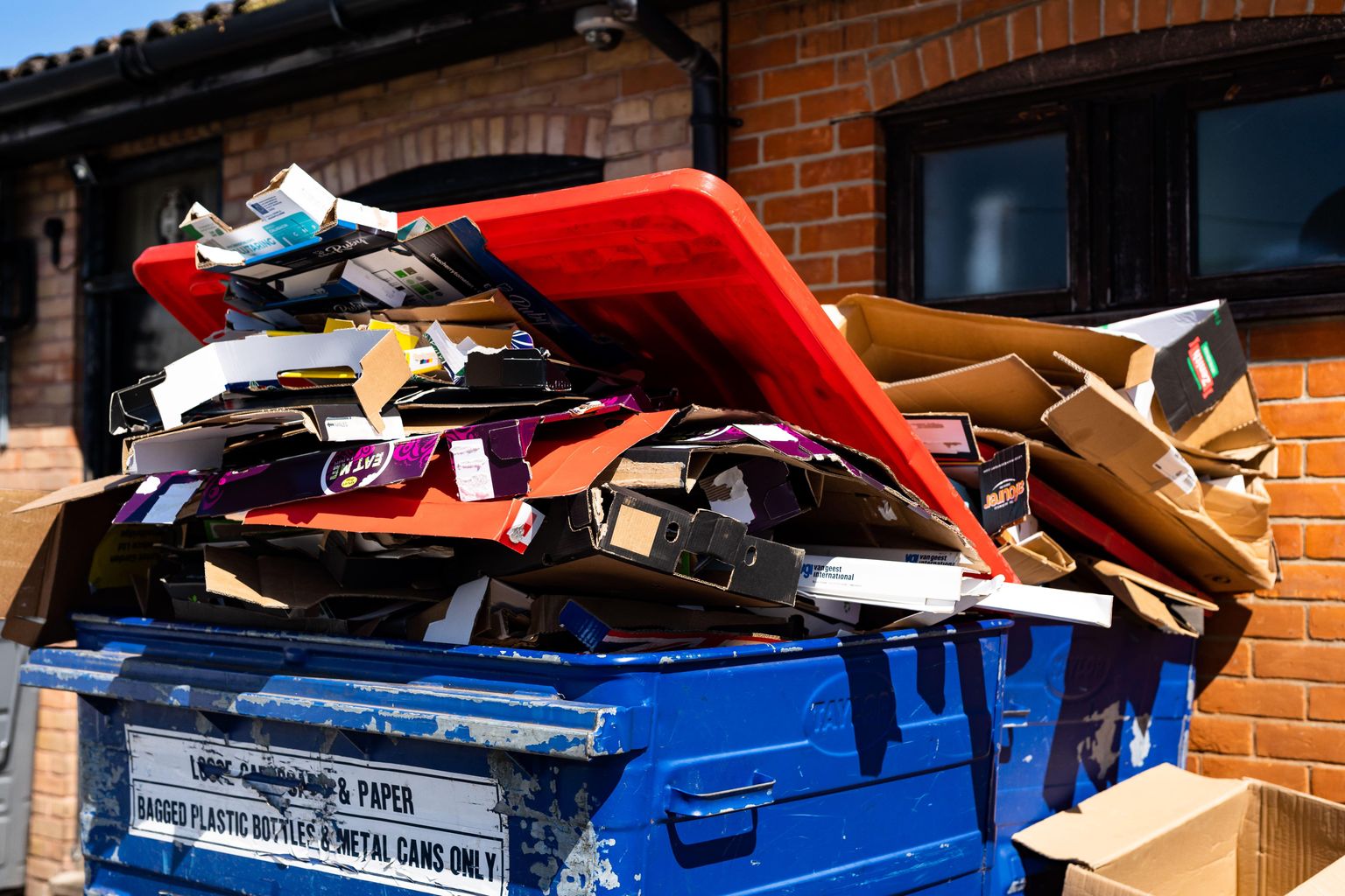 New multi million pound waste collection contract approved in Hampshire